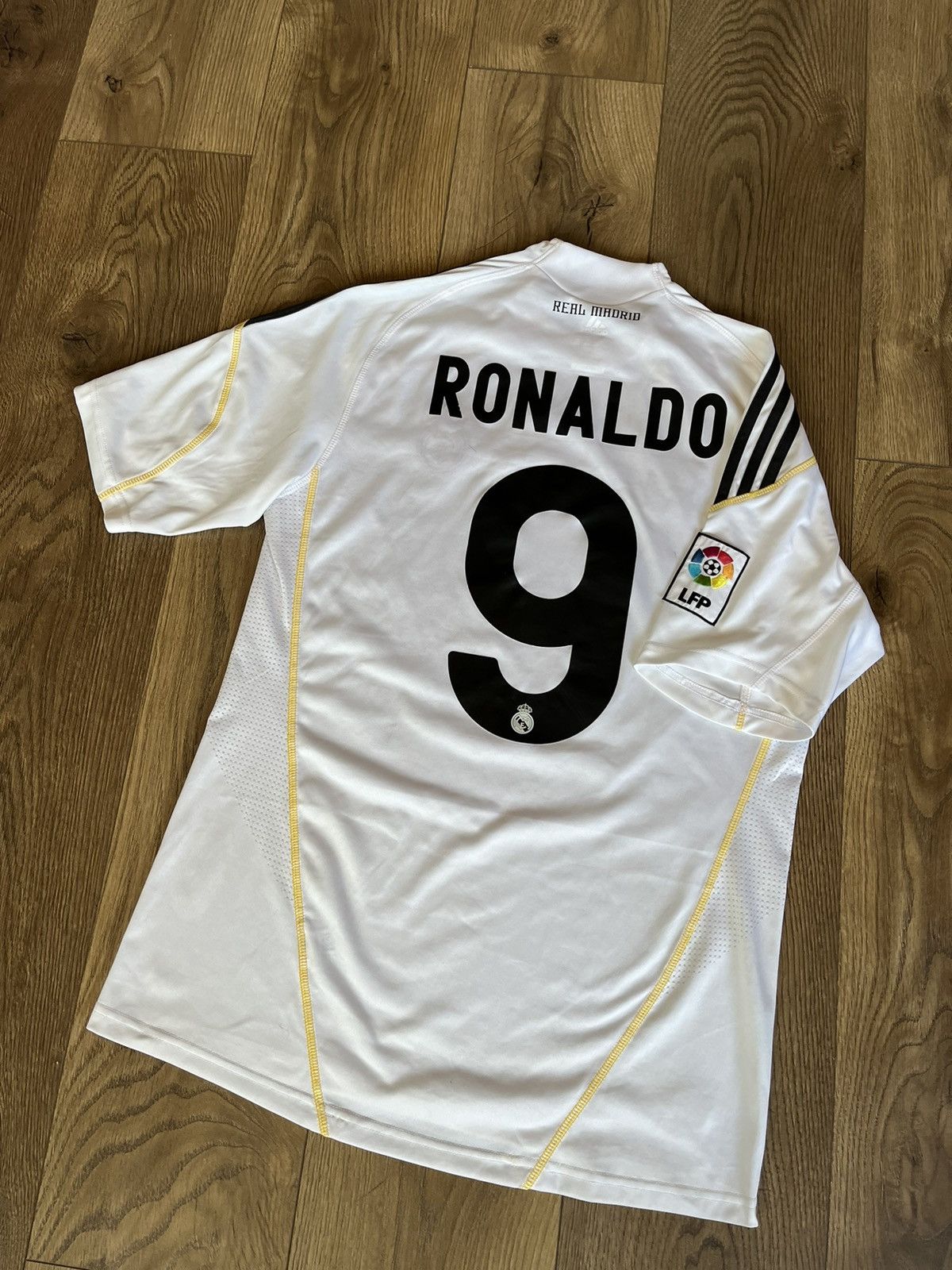 Adidas Ronaldo 9 Real Madrid 2009-2010 Home Soccer Jersey Football ...