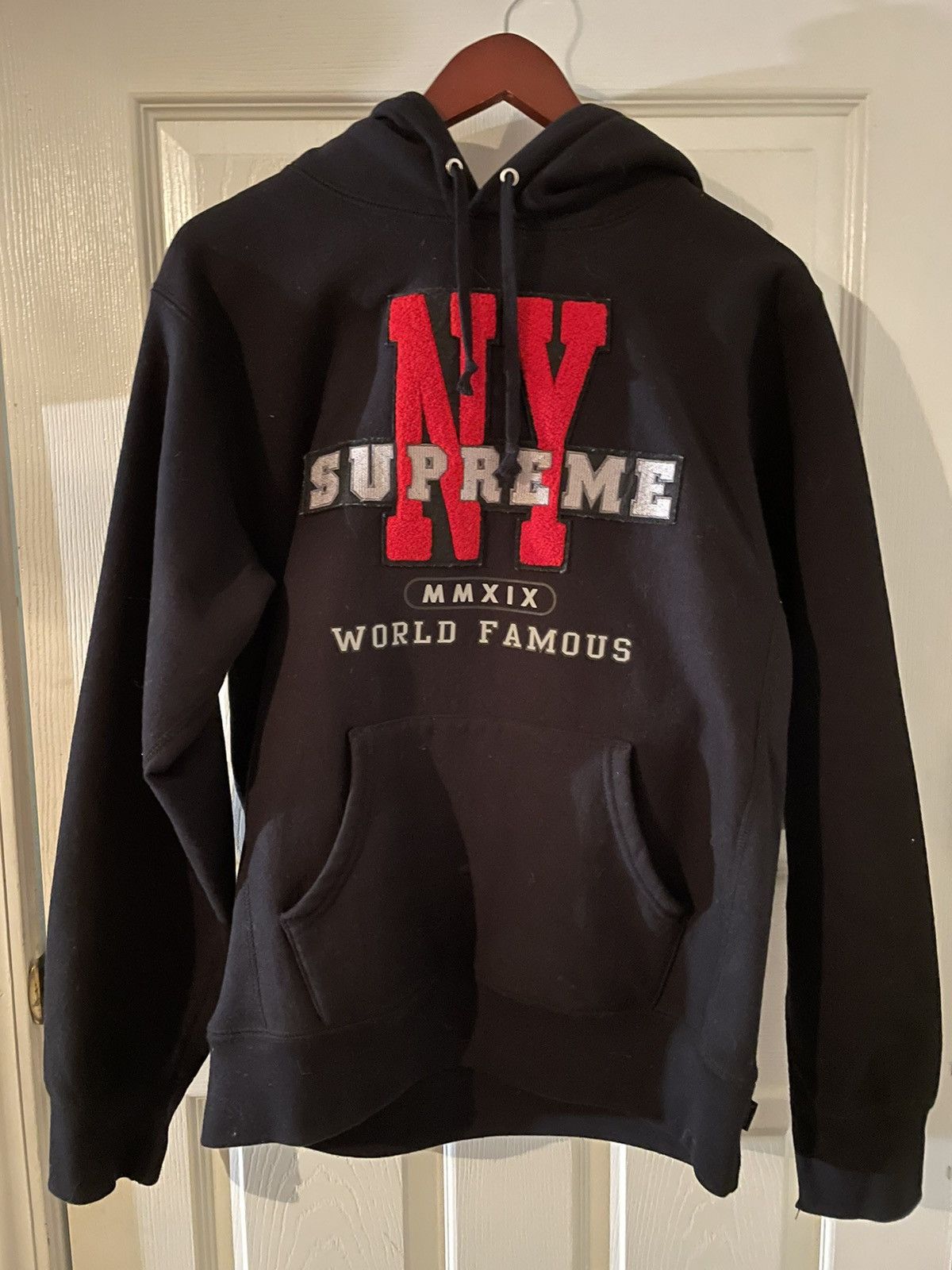 Supreme Supreme World Famous Hoodie | Grailed