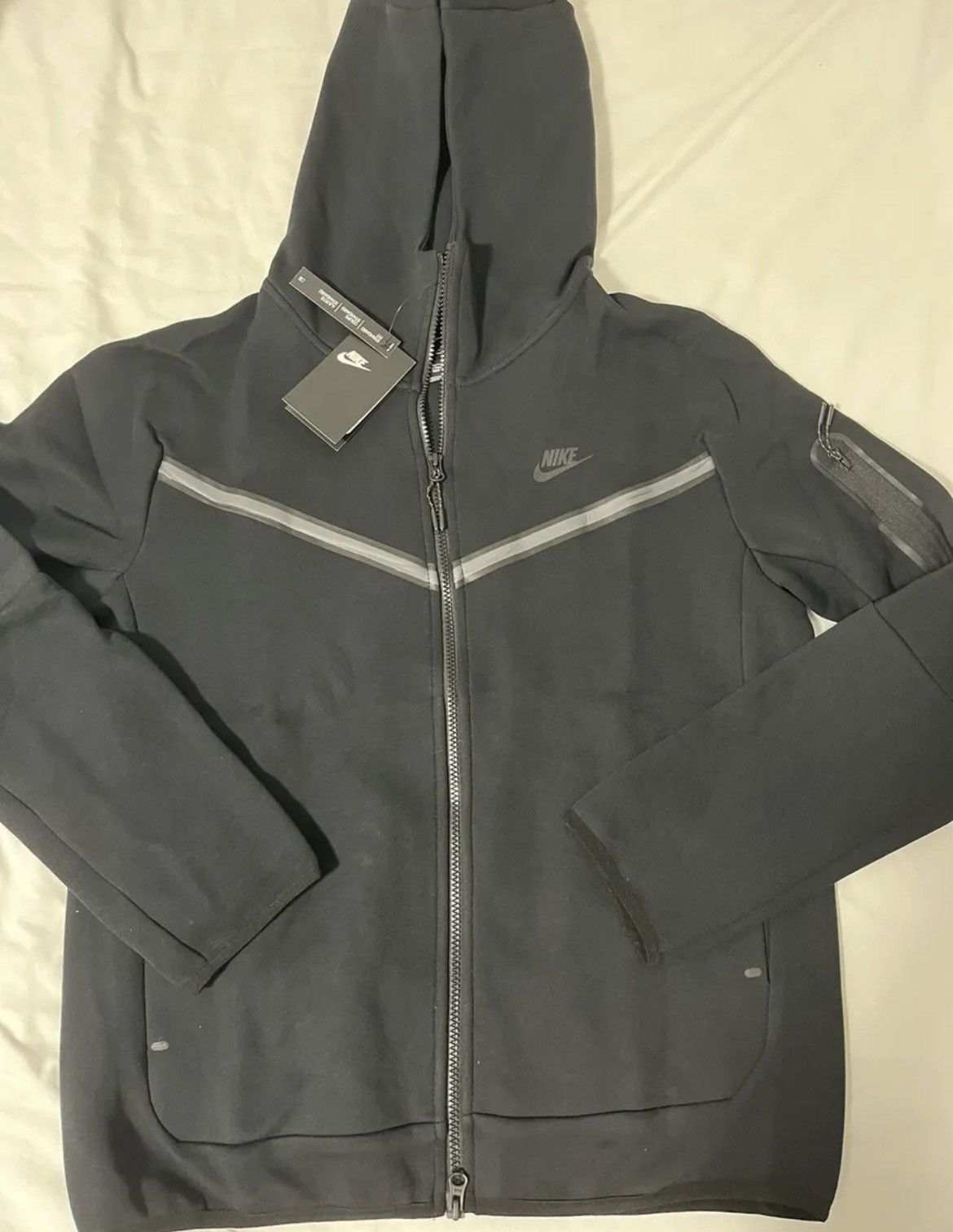 Nike nike black tech fleece size medium brand new with tags | Grailed
