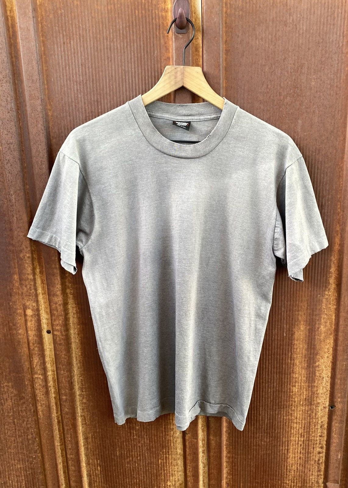 Vintage Vintage Thrashed Sun Faded Blank T-Shirt Single Stitch 90s | Grailed