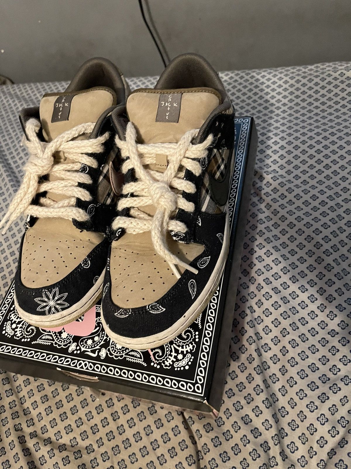 Nike × Travis Scott Nike sb travis Scott special box edition | Grailed