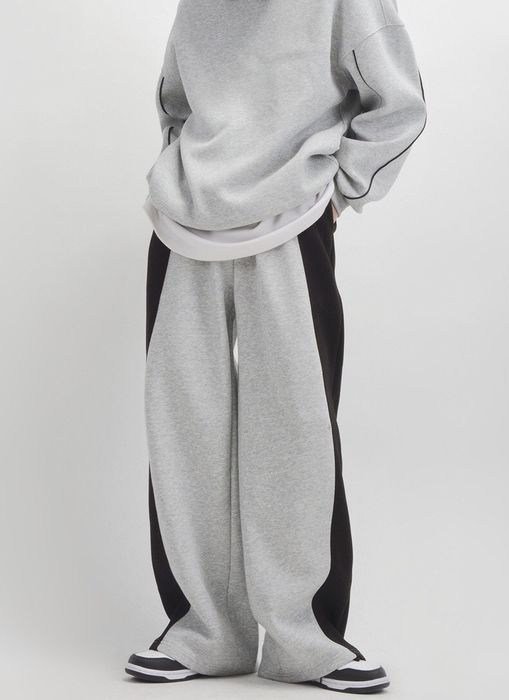 Vintage Retro y2k baggy two tone sweatpants | Grailed