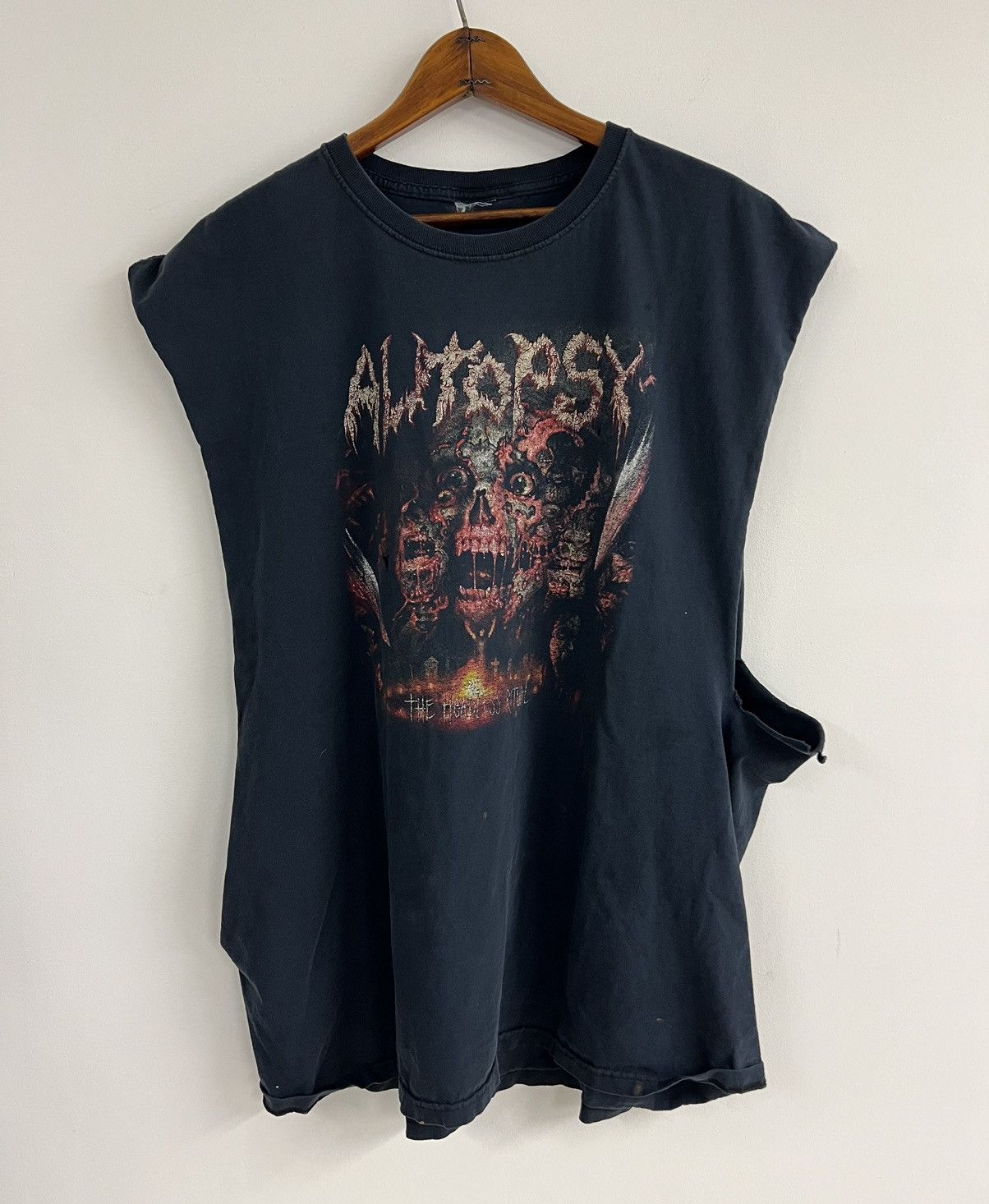 Gildan Distressed Band Autopsy “The Headless Ritual” Tank XXL Black ...