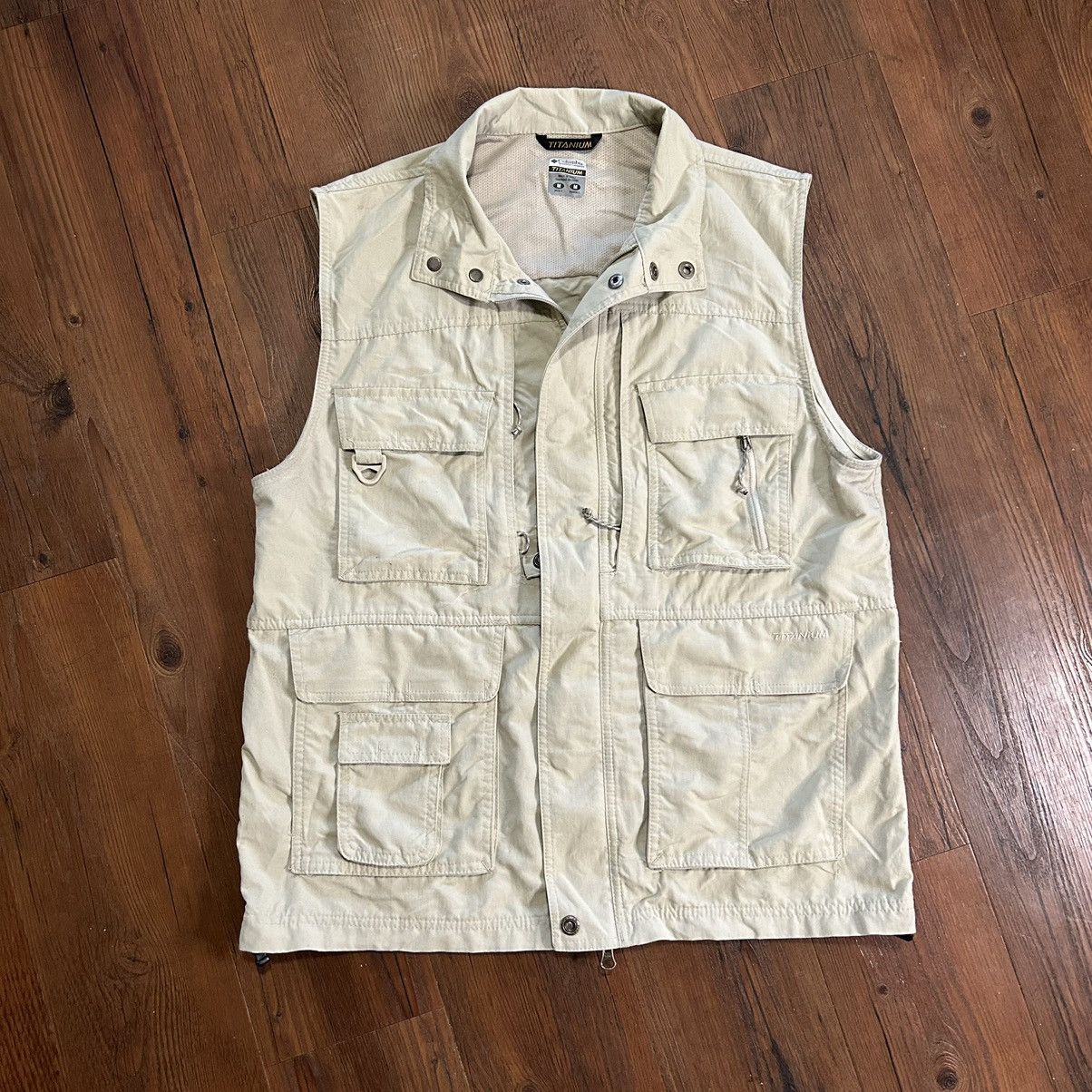 Vintage Essential Y2K Columbia Titanium Utility Vest | Grailed