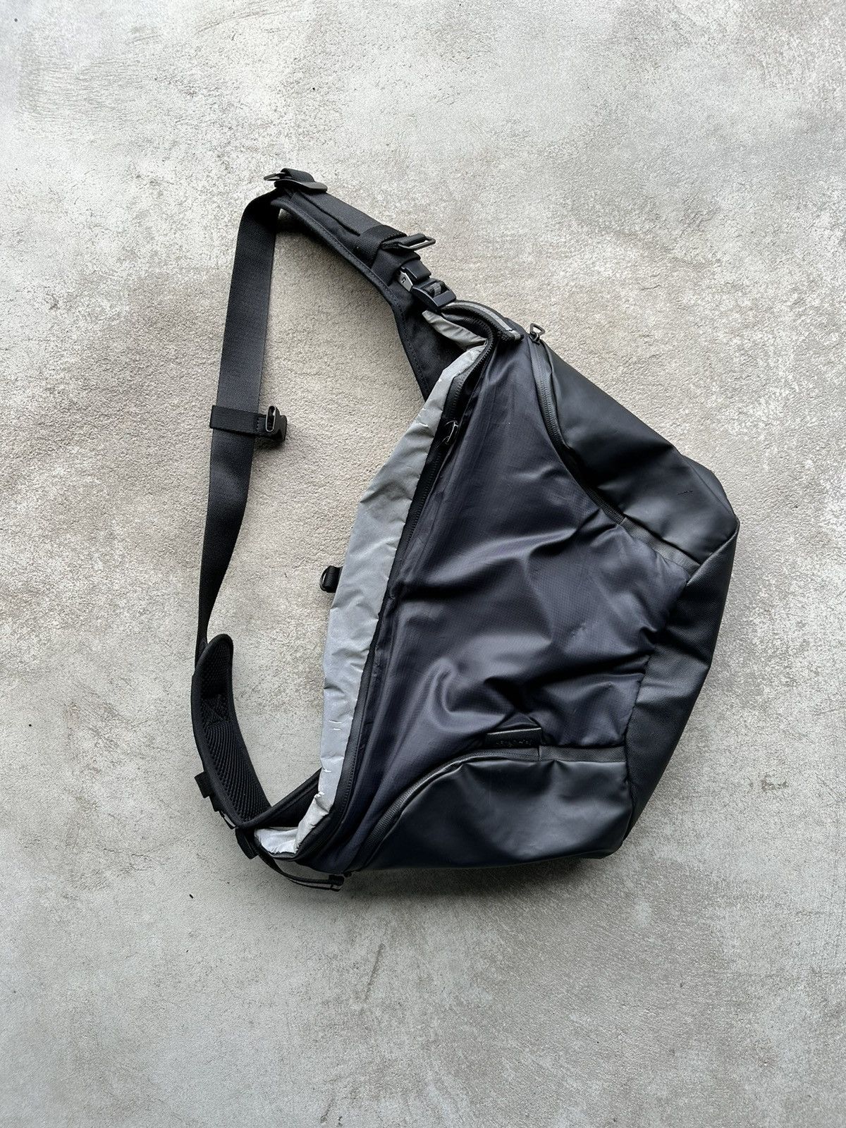 Cote&Ciel Cote&Ciel Big Crossbody Sling Bag Backpack | Grailed