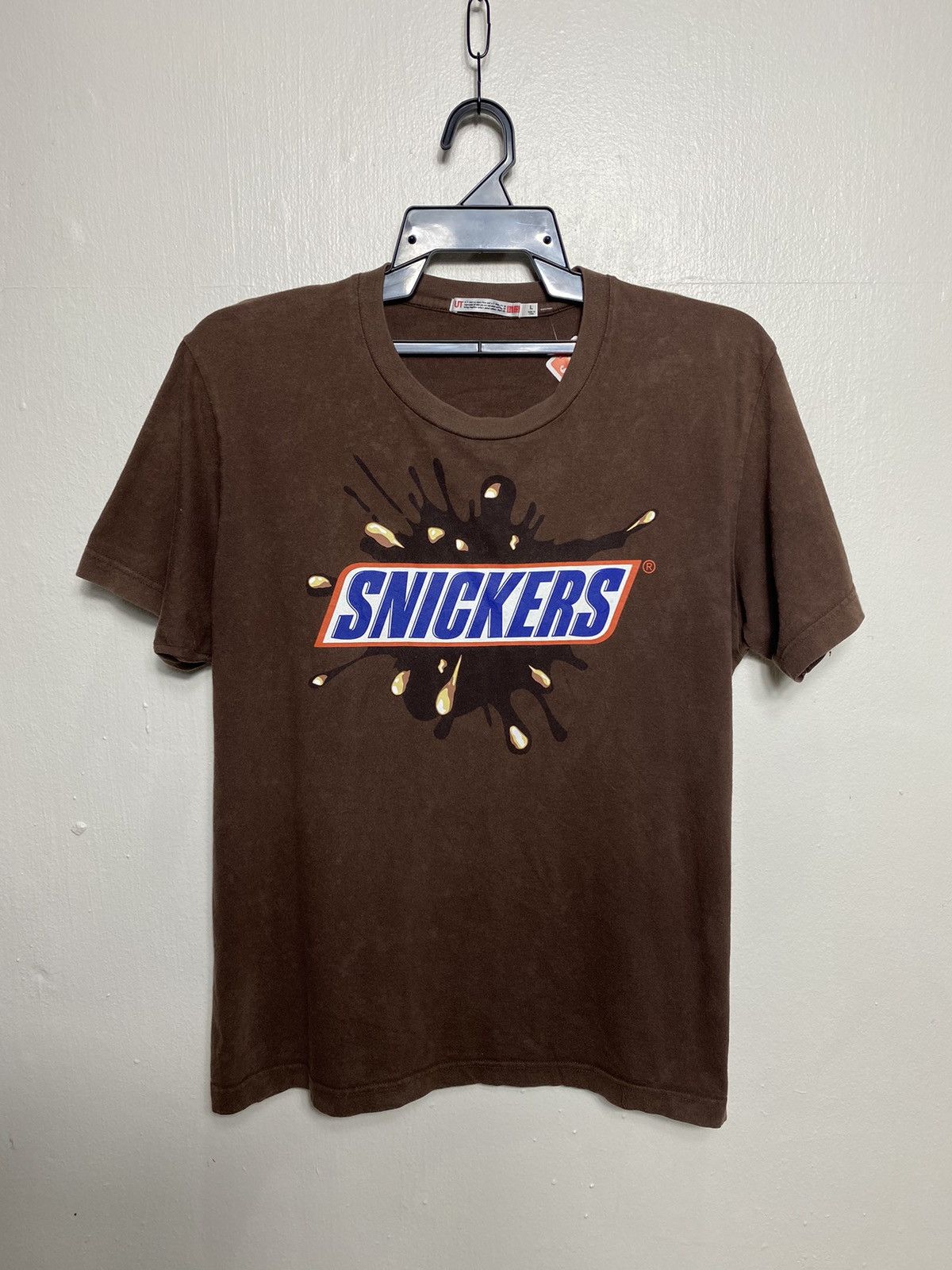 Other × Uniqlo Vintage Snickers Chocolate Bar x Uniqlo | Grailed