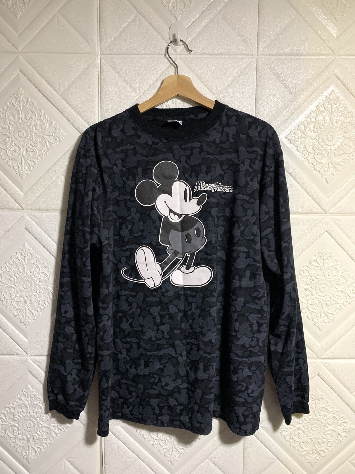 Disney × Mickey Mouse Vintage Rare Mickey Mouse Camo Long Sleeve | Grailed