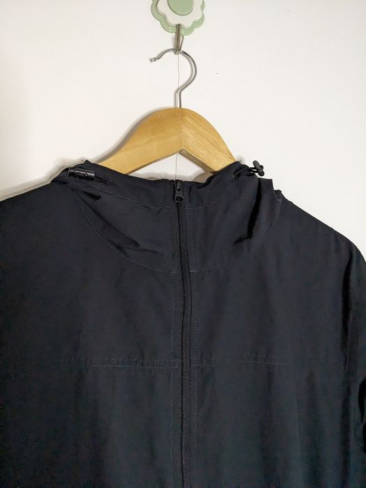 Uniqlo Uniqlo Light Jacket With Hoodie Full Zip Black Windbreaker | Grailed
