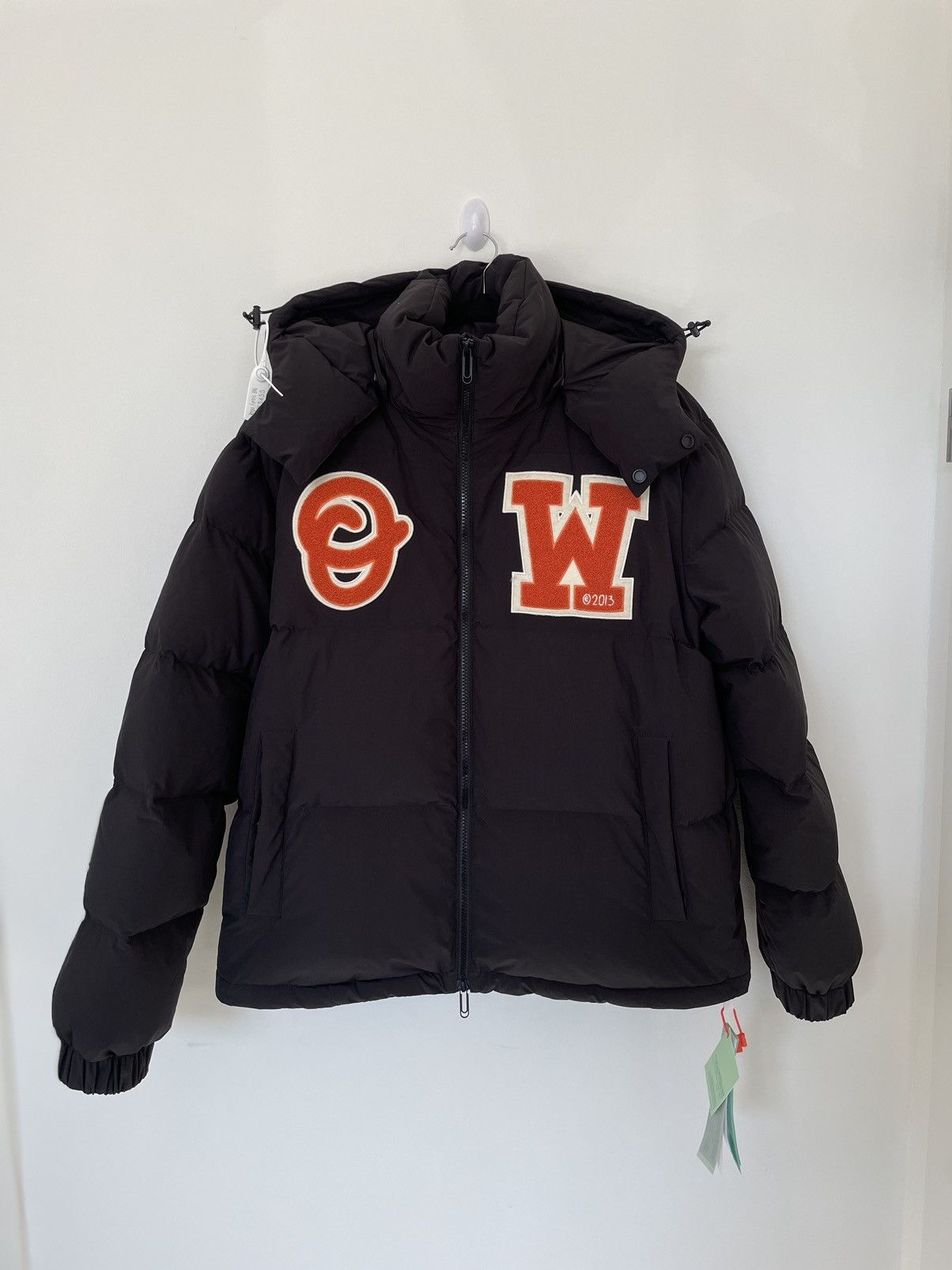 Off-White 🔥STEAL🔥 Off White Logo Patch Puffer Jacket / Black | Grailed