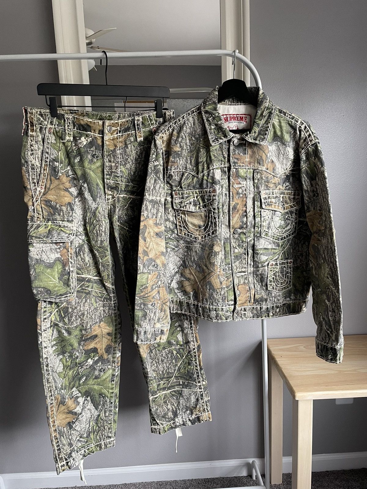 Supreme Supreme True Religion F/W 2021 mossy oak realtree camo set ...