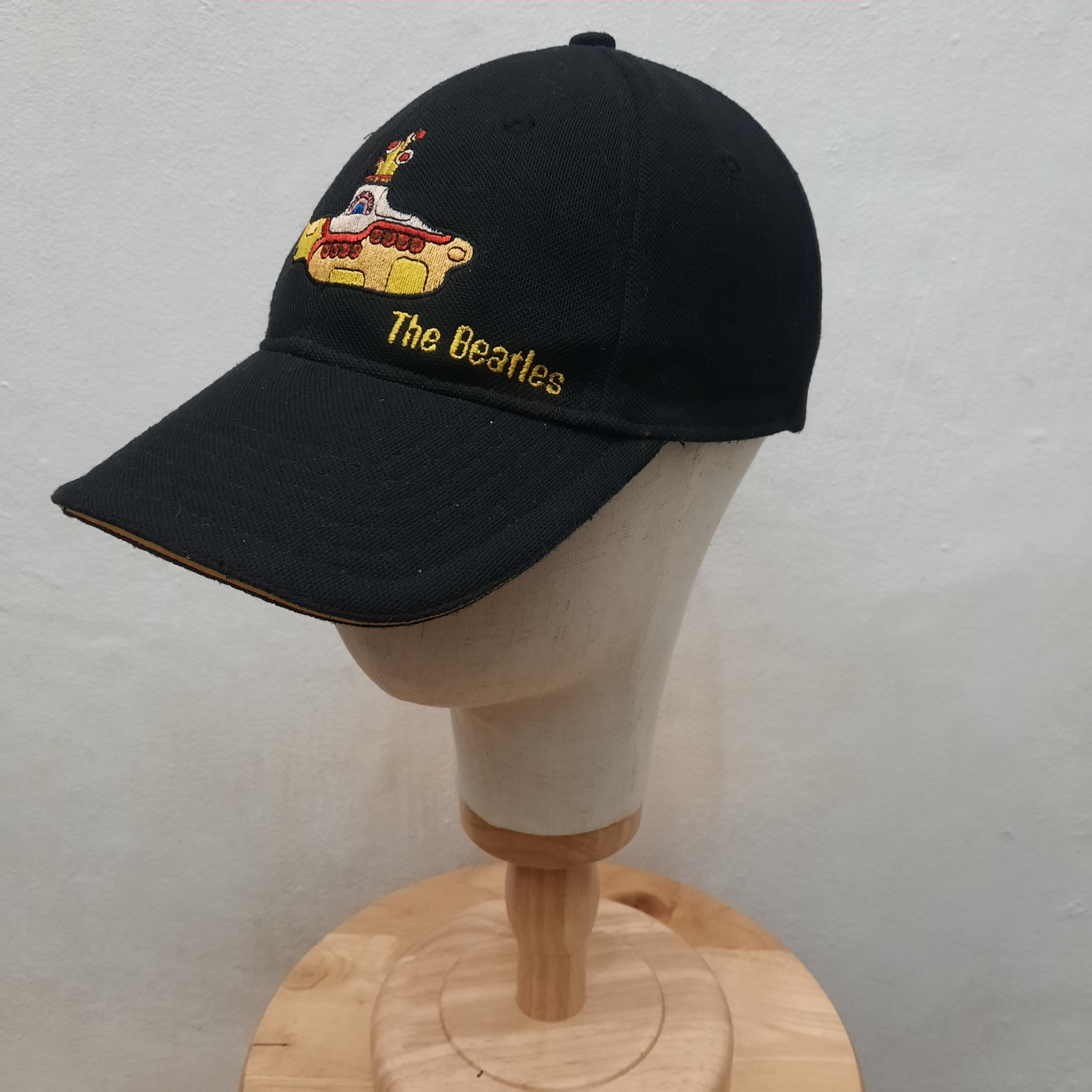 Vintage 🔥Vintage y2k the beatles yellow submarine band cap | Grailed