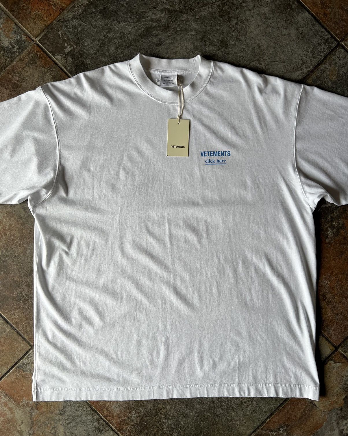 Vetements Vetements Campaign Logo Tee | Grailed