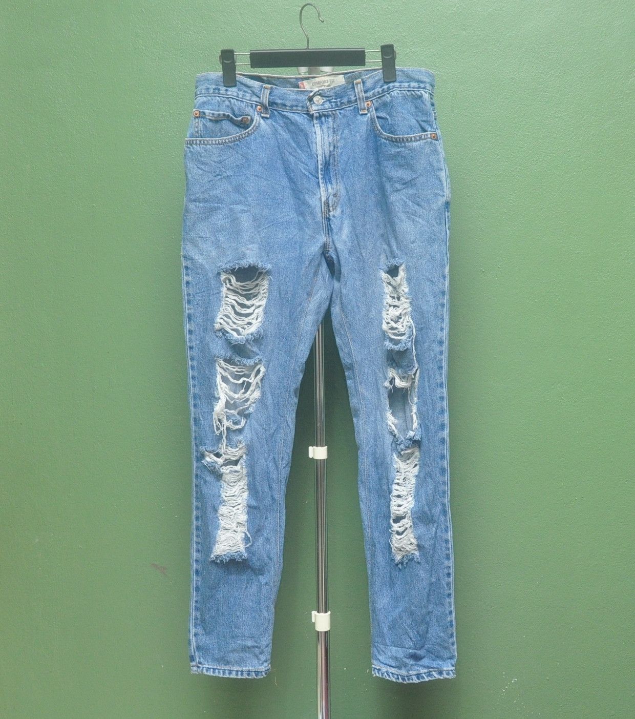 Vintage Vintage Levis Distressed 560 Jeans Travis Scott Style | Grailed