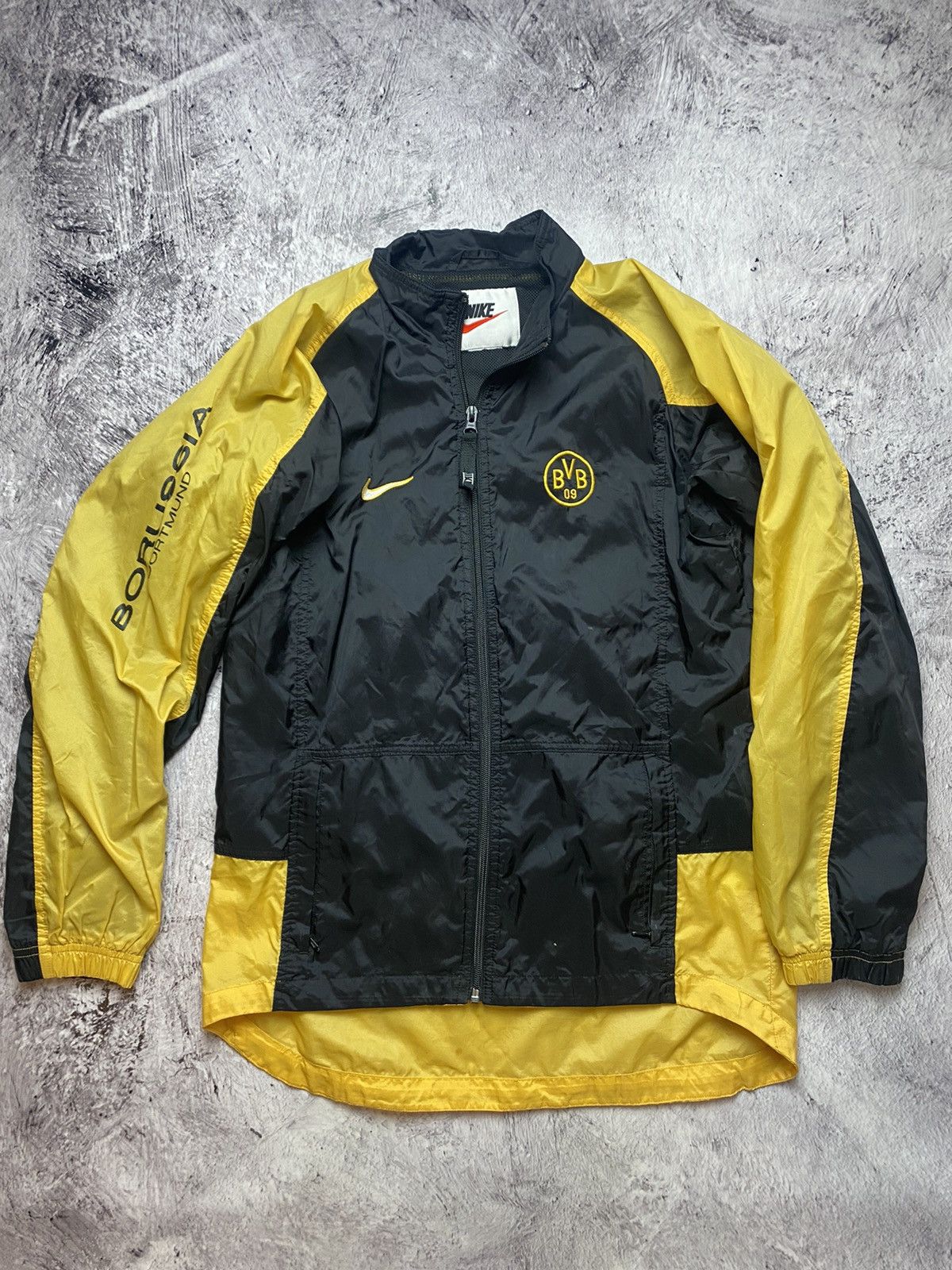 Nike × Vintage Nike Borussia dortmund BVB light jacket vintage 90s zip ...