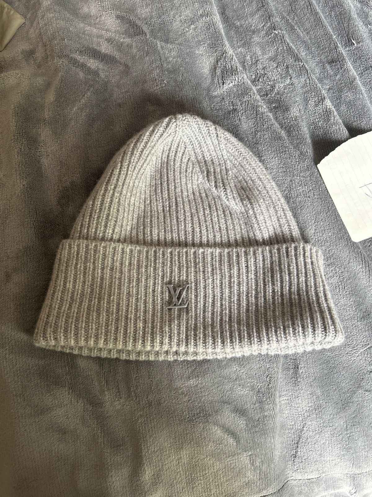 Louis Vuitton Louis Vuitton Grey Beanie | Grailed