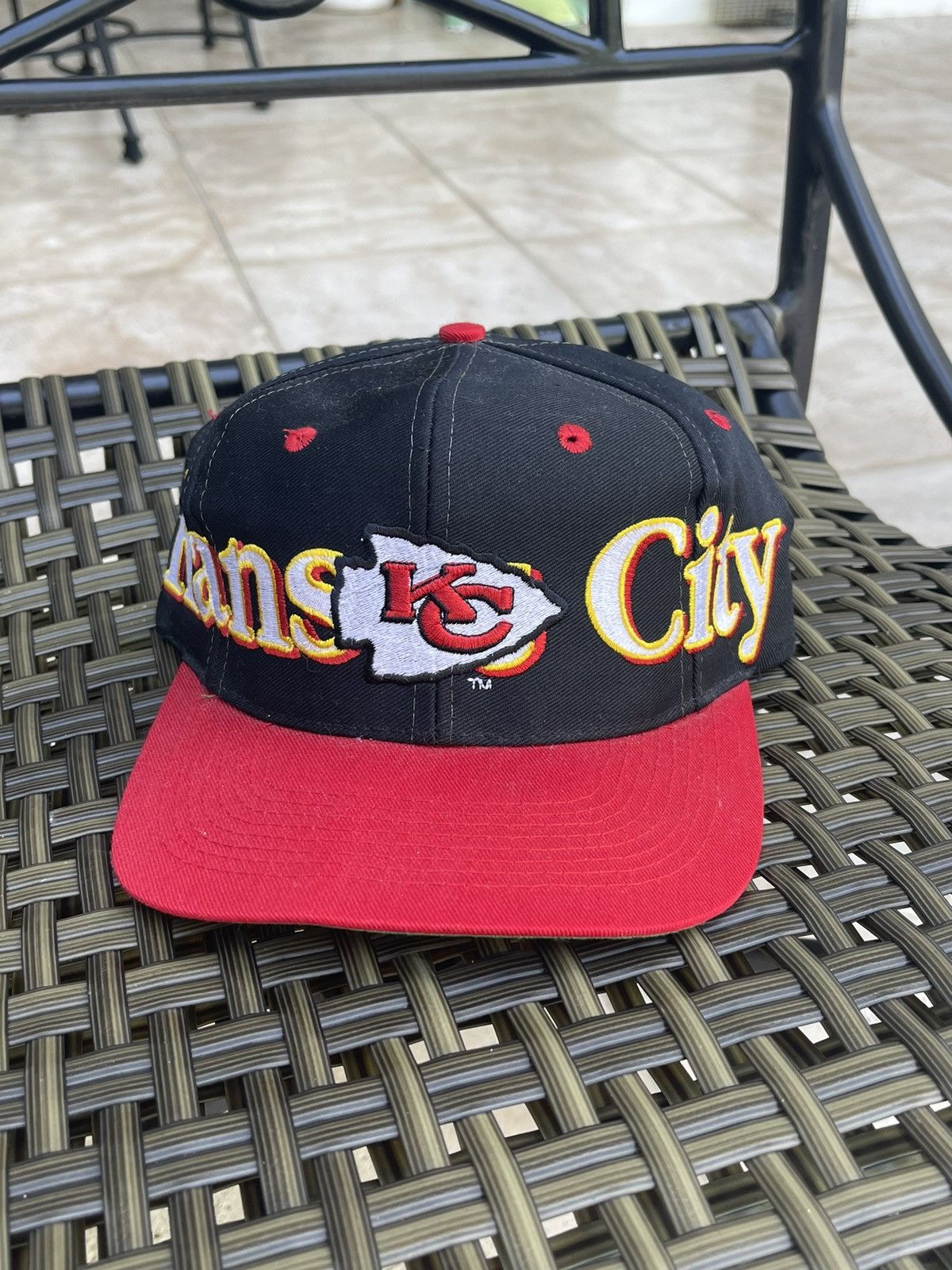 Logo 7 × Vintage Vintage 90s Kansas City Chiefs Snapback Wrap Around ...