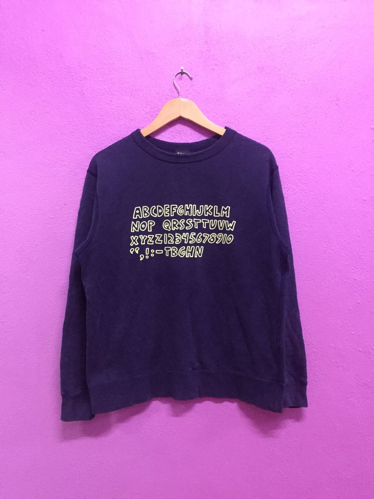 Keith Haring Vintage 90’s Keith Haring Alphabet Sweatshirts Size M ... Keith Haring Vintage 90’s Keith Haring Alphabet Sweatshirts Size M ...