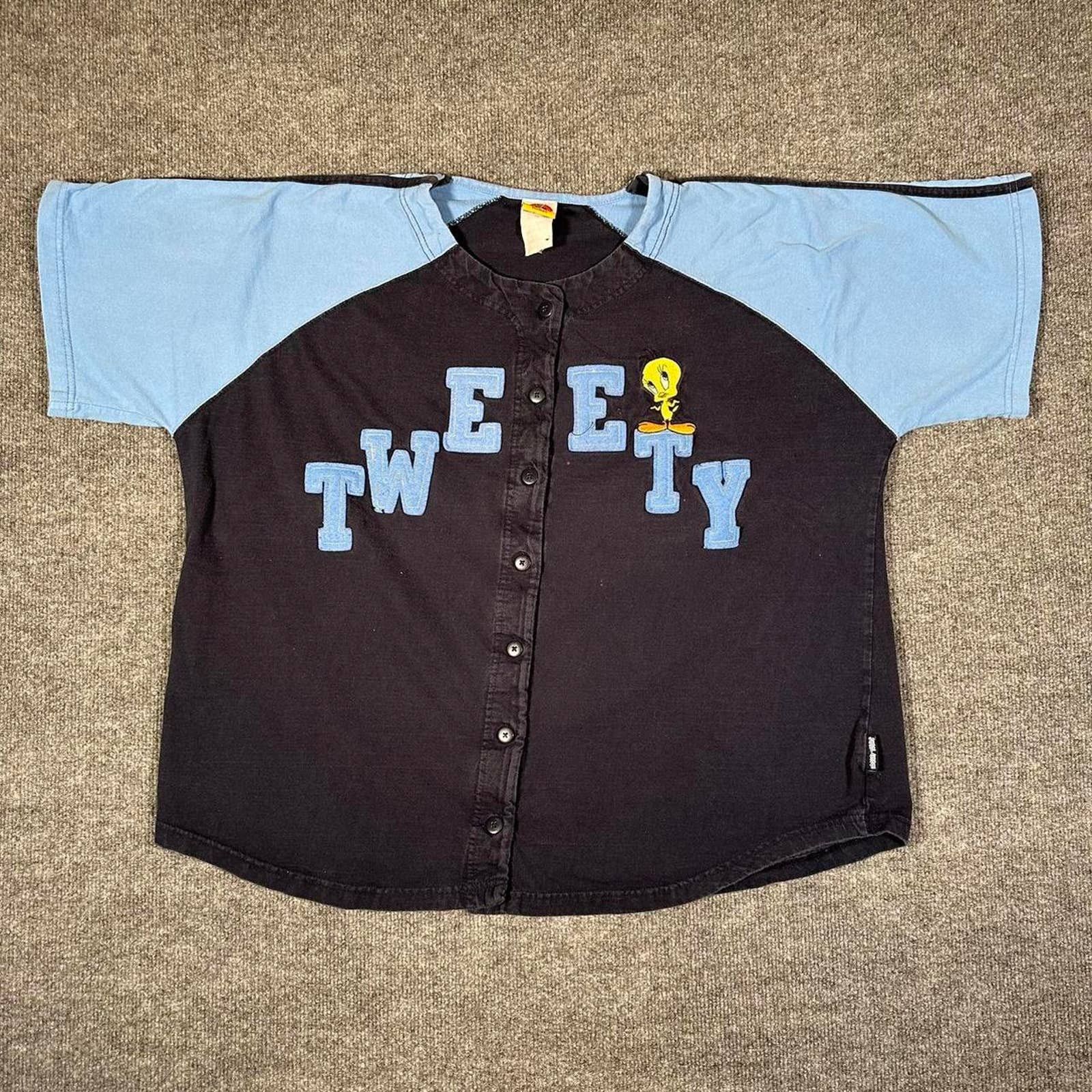 Vintage Vintage tweety bird looney tunes baseball jersey shirt | Grailed