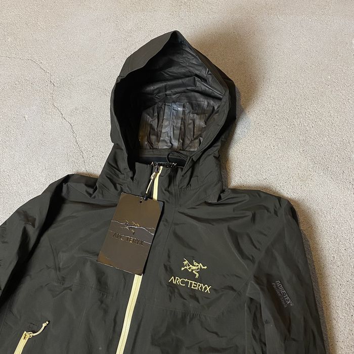Arc'Teryx Arcteryx Vintage 00s Beta AR Gore Tex Jacket Windbreaker ... Arc'Teryx Arcteryx Vintage 00s Beta AR Gore Tex Jacket Windbreaker ...