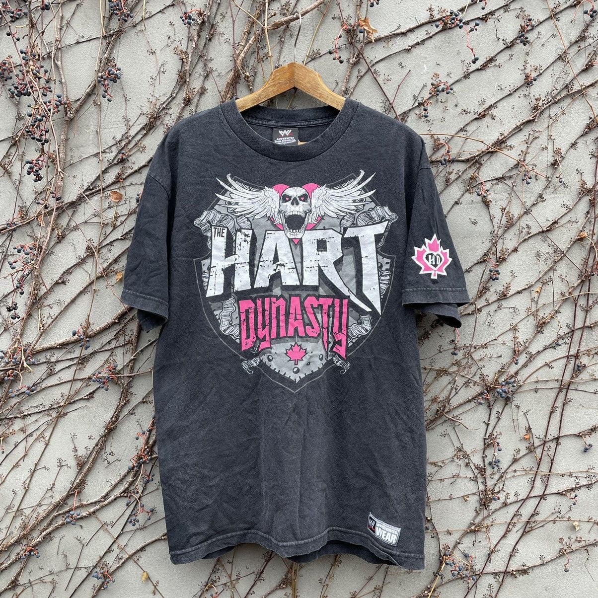 Vintage Vintage 2008 Hart Dynasty Bret Hart WWE T-Shirt | Grailed