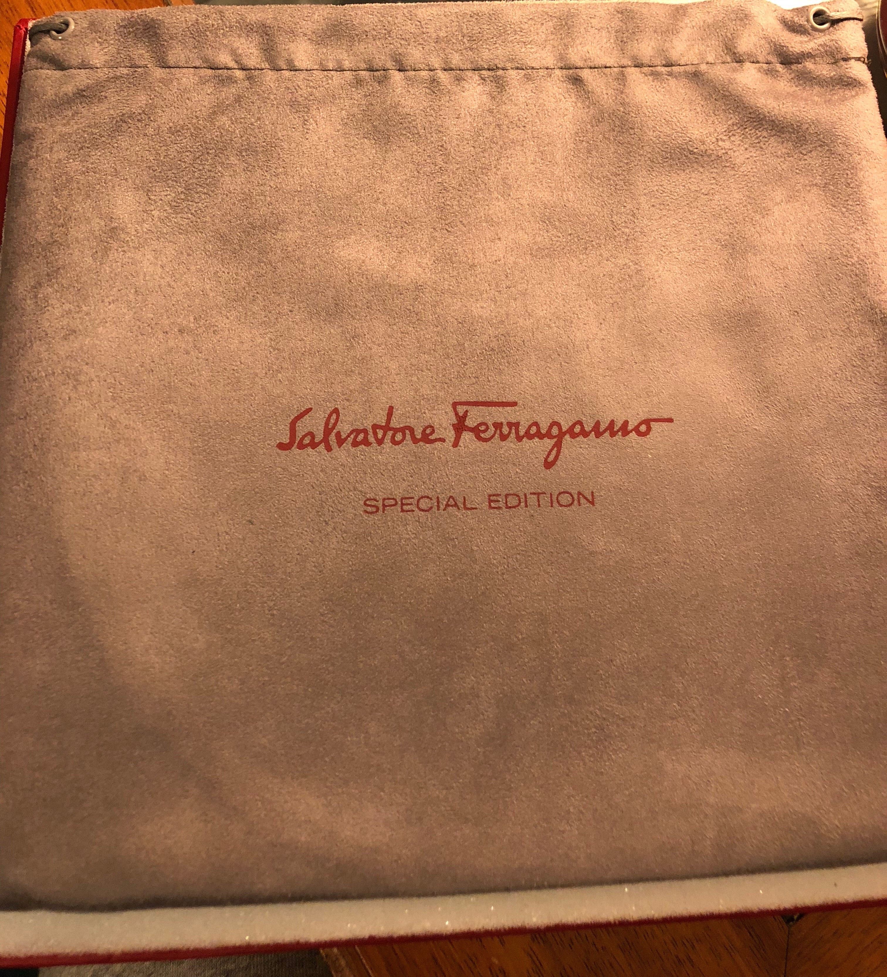 Salvatore Ferragamo DOUBLE GANCINI ADJUSTABLE BELT GIFT BOX | Grailed