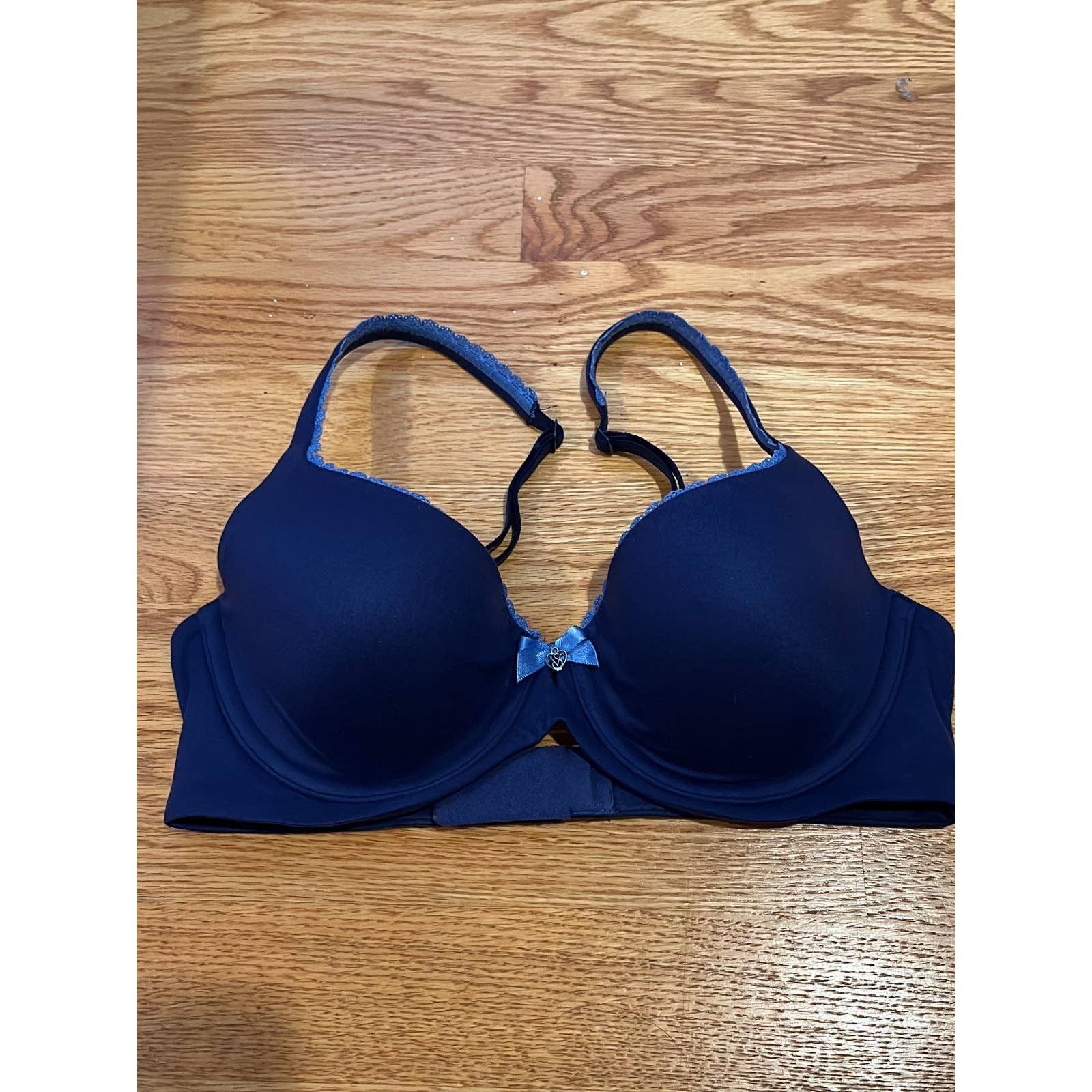 Victoria's Secret Victoria’s Secret Body by VS 32C bra | Grailed