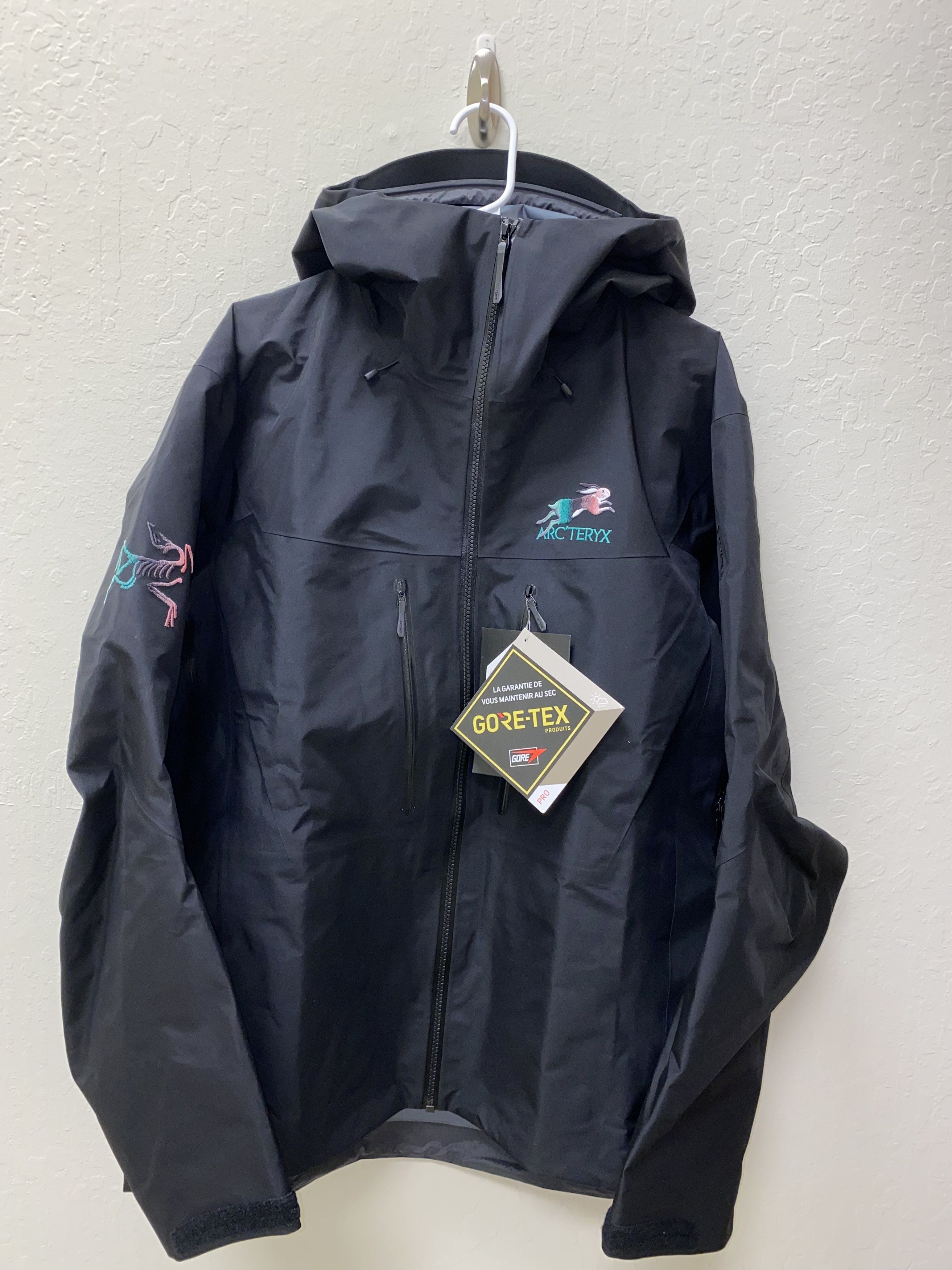 Arc'Teryx Arcteryx Lunar New Year Alpha SV Goretex Pro | Grailed