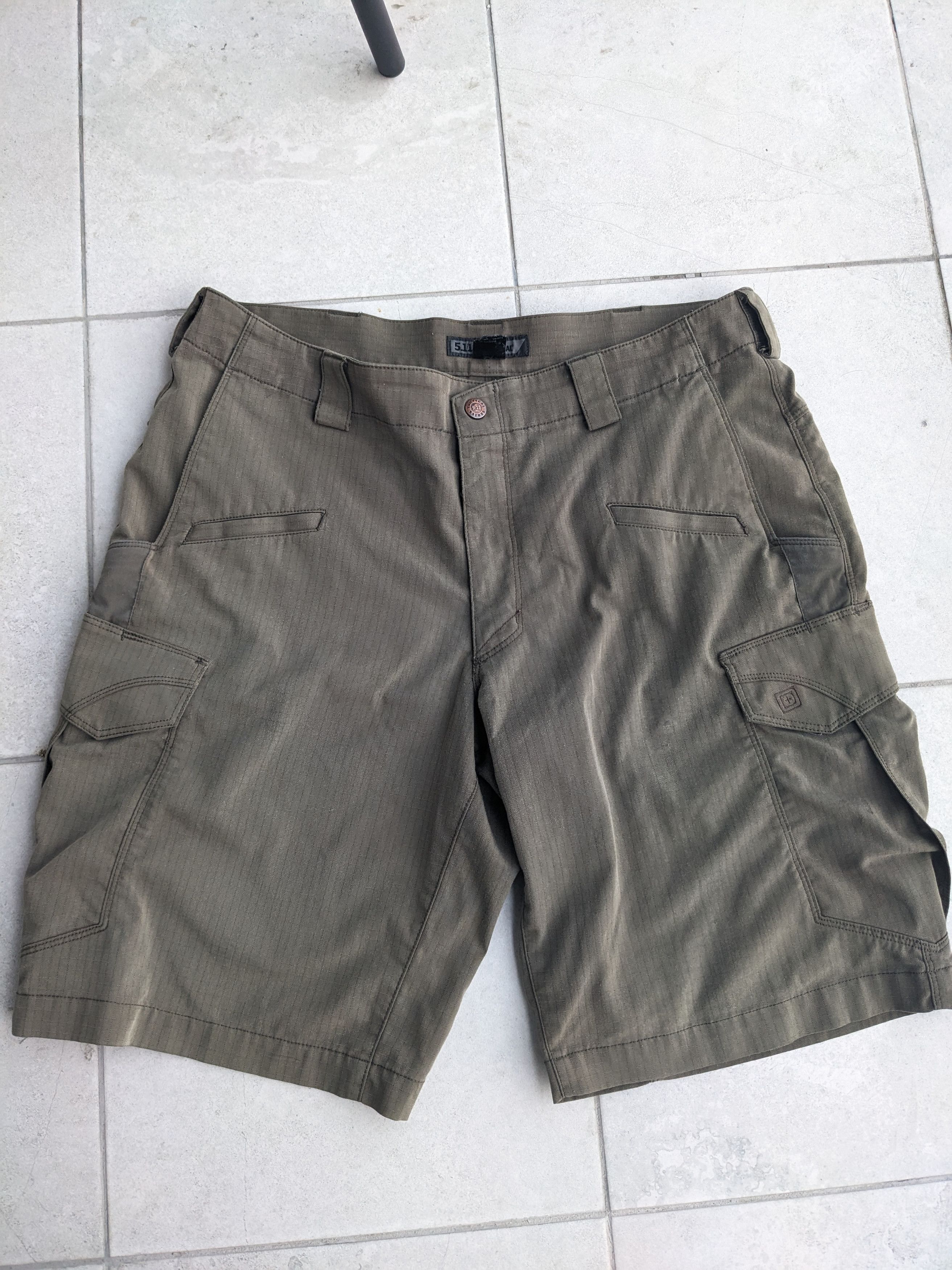 Vintage Vintage tactical cargo shorts | Grailed