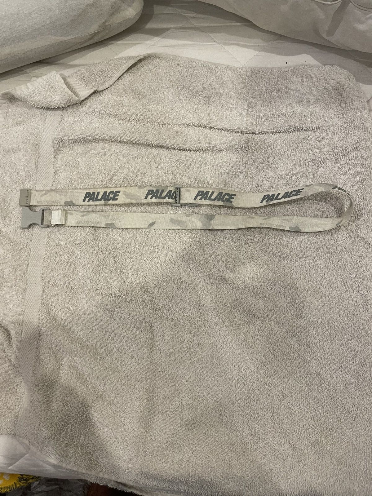 Palace 2019 Palace Alpine White Camo P Logo "Webber" Clip Belt | Grailed