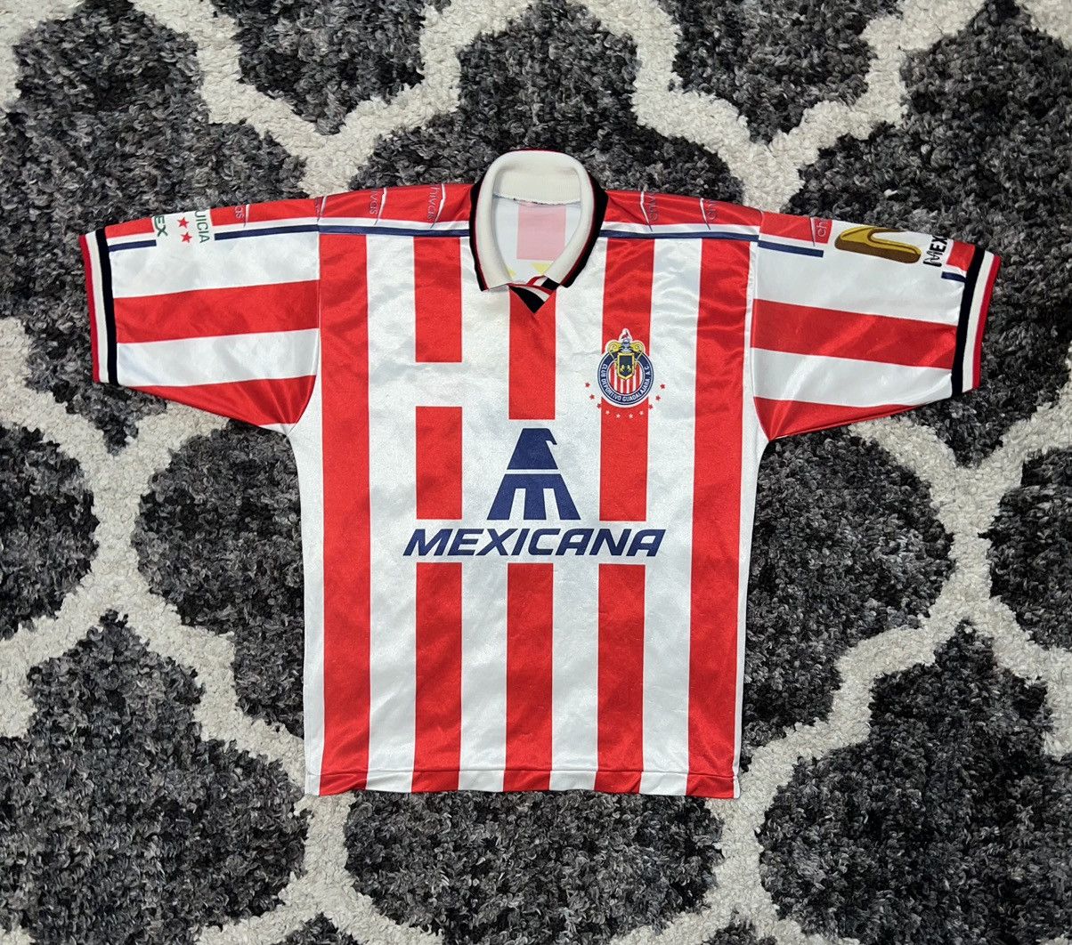 Vintage Vintage 1997-98 Chivas de Guadalajara Soccer Jersey | Grailed