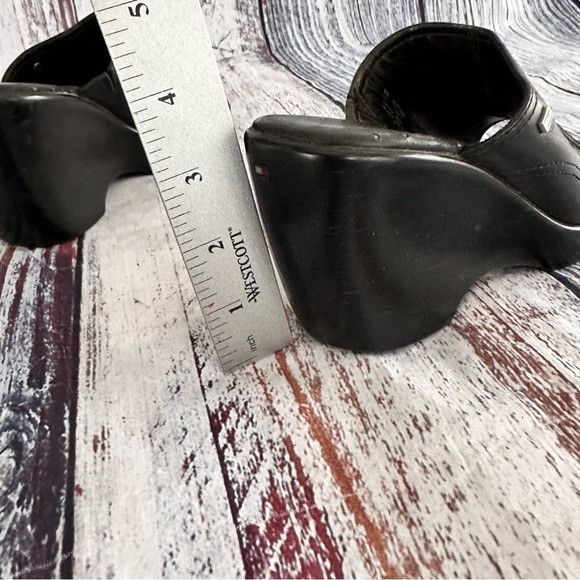 Tommy Hilfiger Vintage 90’s Y2K Tommy Hilfiger Black Leather Wedge ...