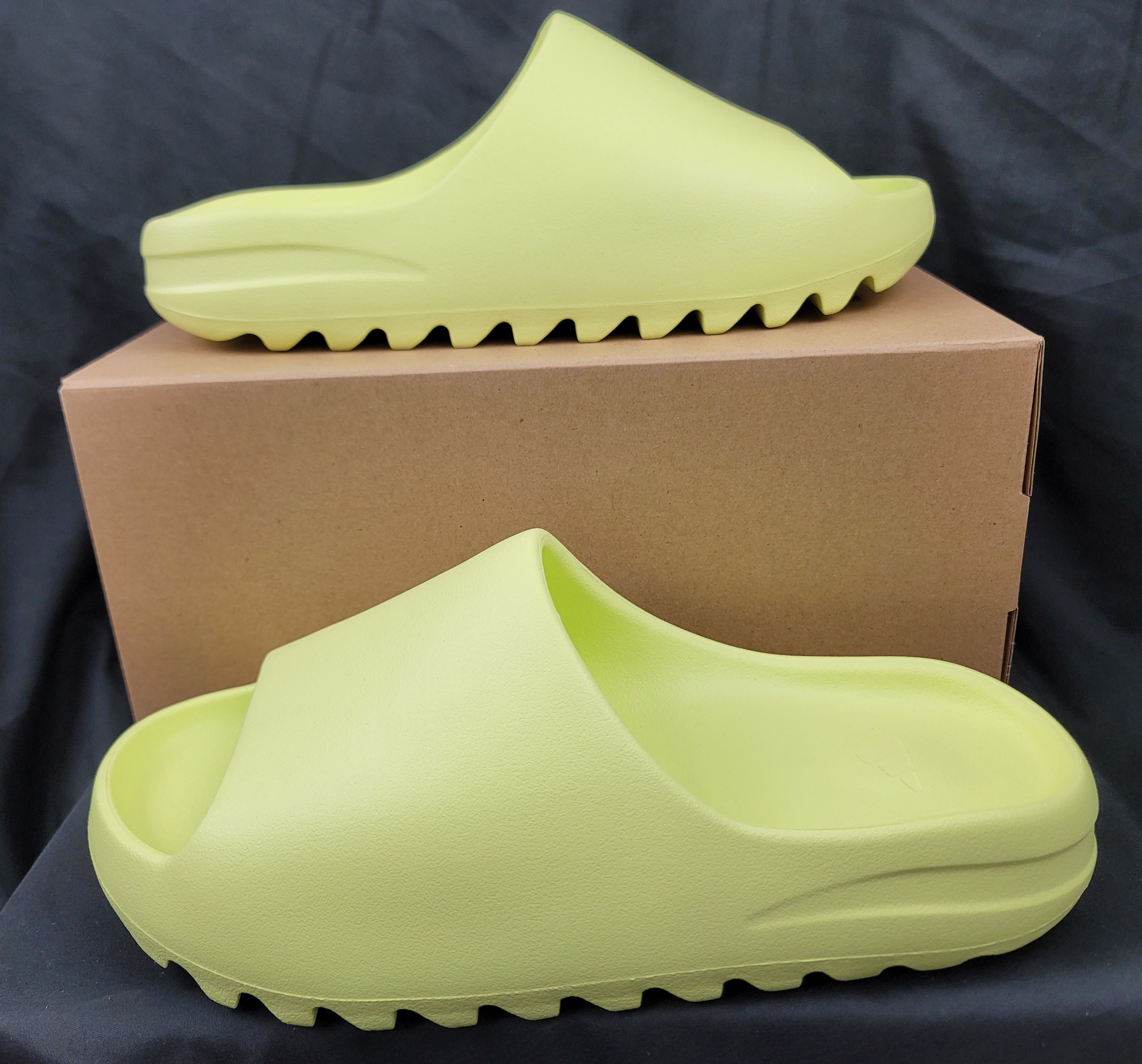 Adidas × Kanye West Adidas Yeezy Slide Green Glow (2022) Men’s Kanye ...