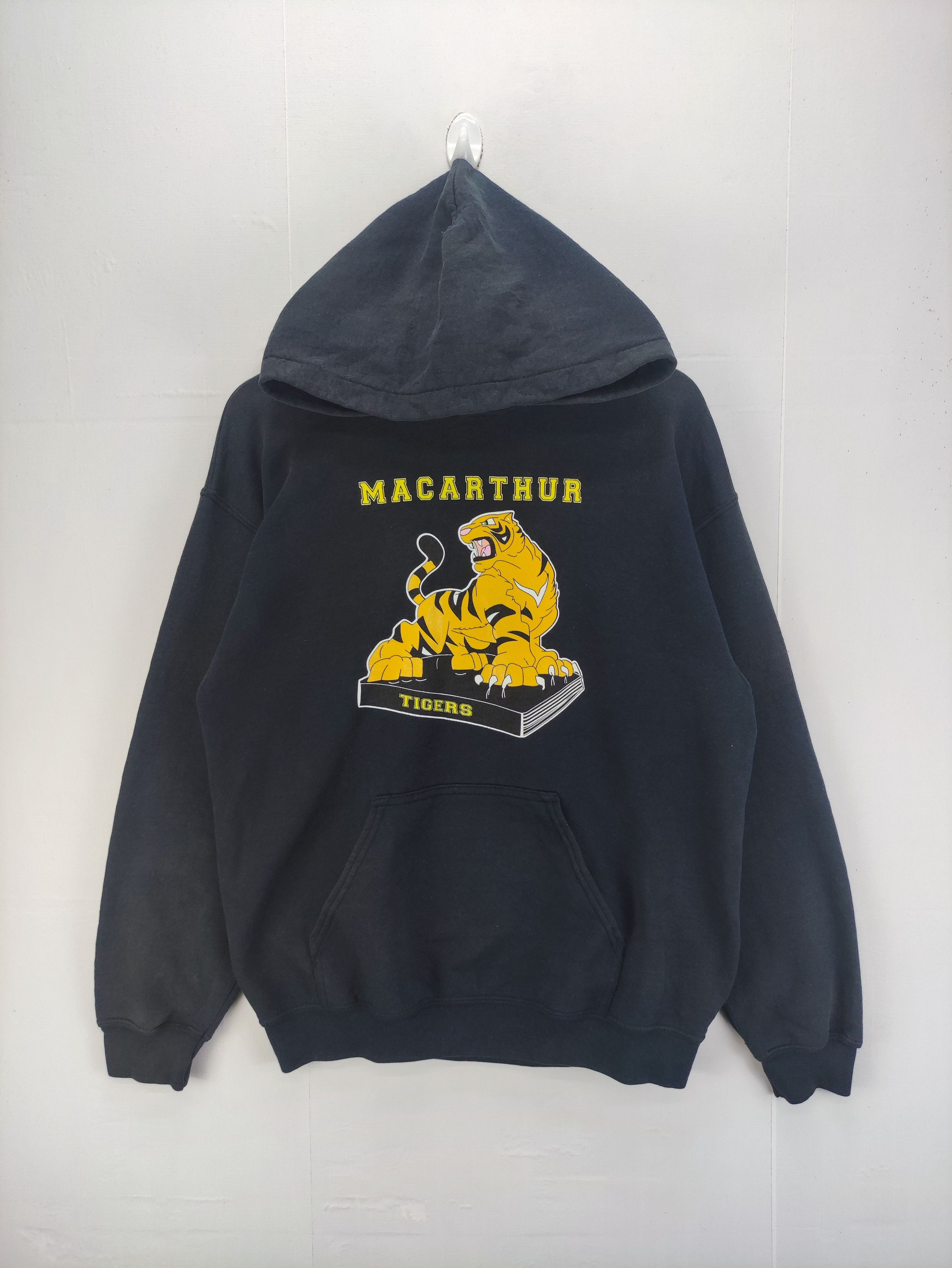 Vintage Vintage MacArthur Tiger Sweater Hoodie | Grailed