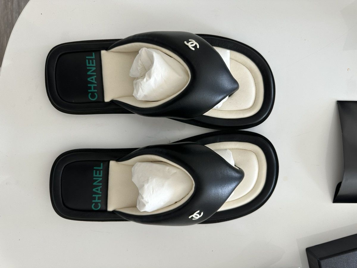 Chanel Chanel Lambskin Padded Flip Flop Mule Slide | Grailed