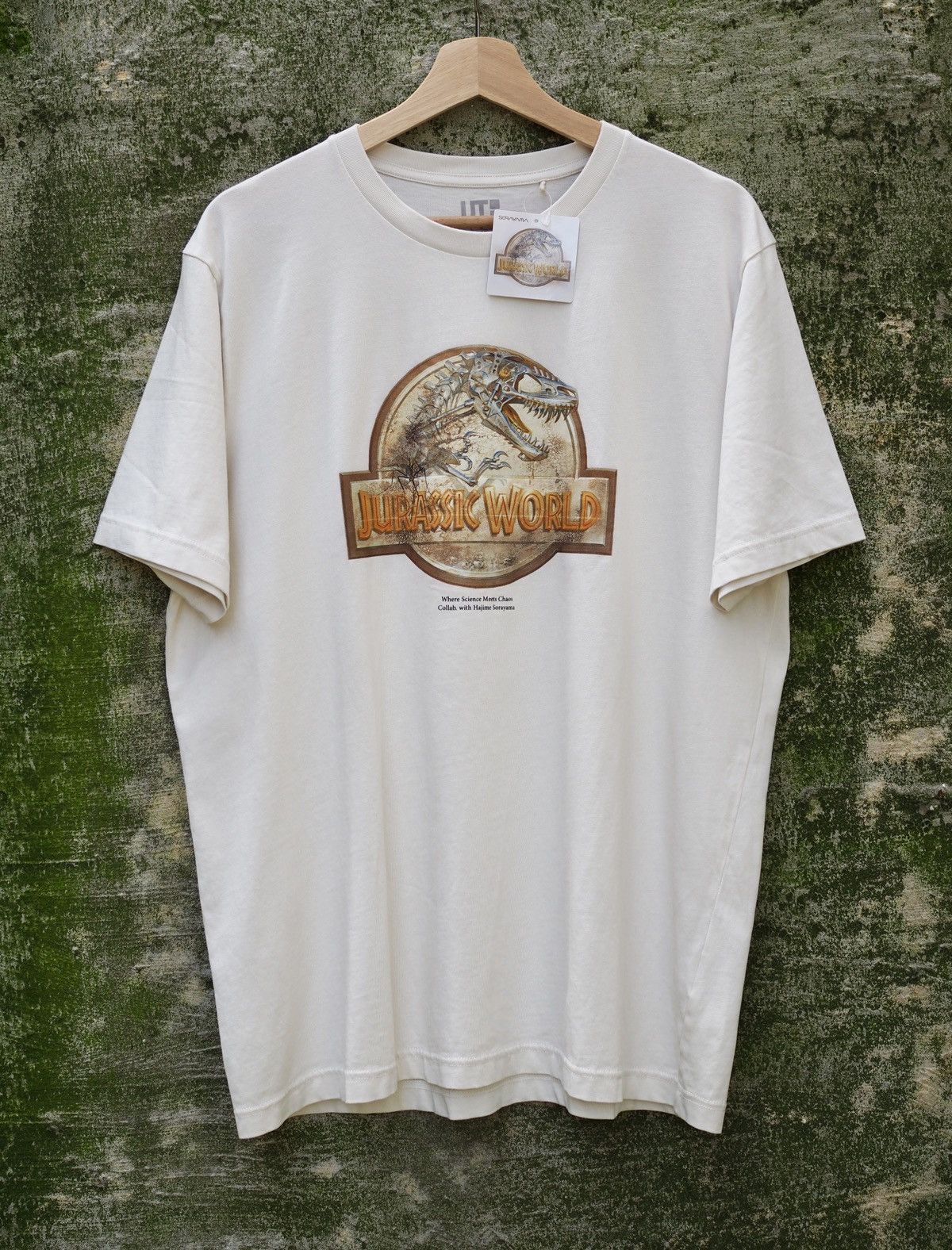 Club Sorayama × Uniqlo × Universal Studios Sorayama Jurassic world ...
