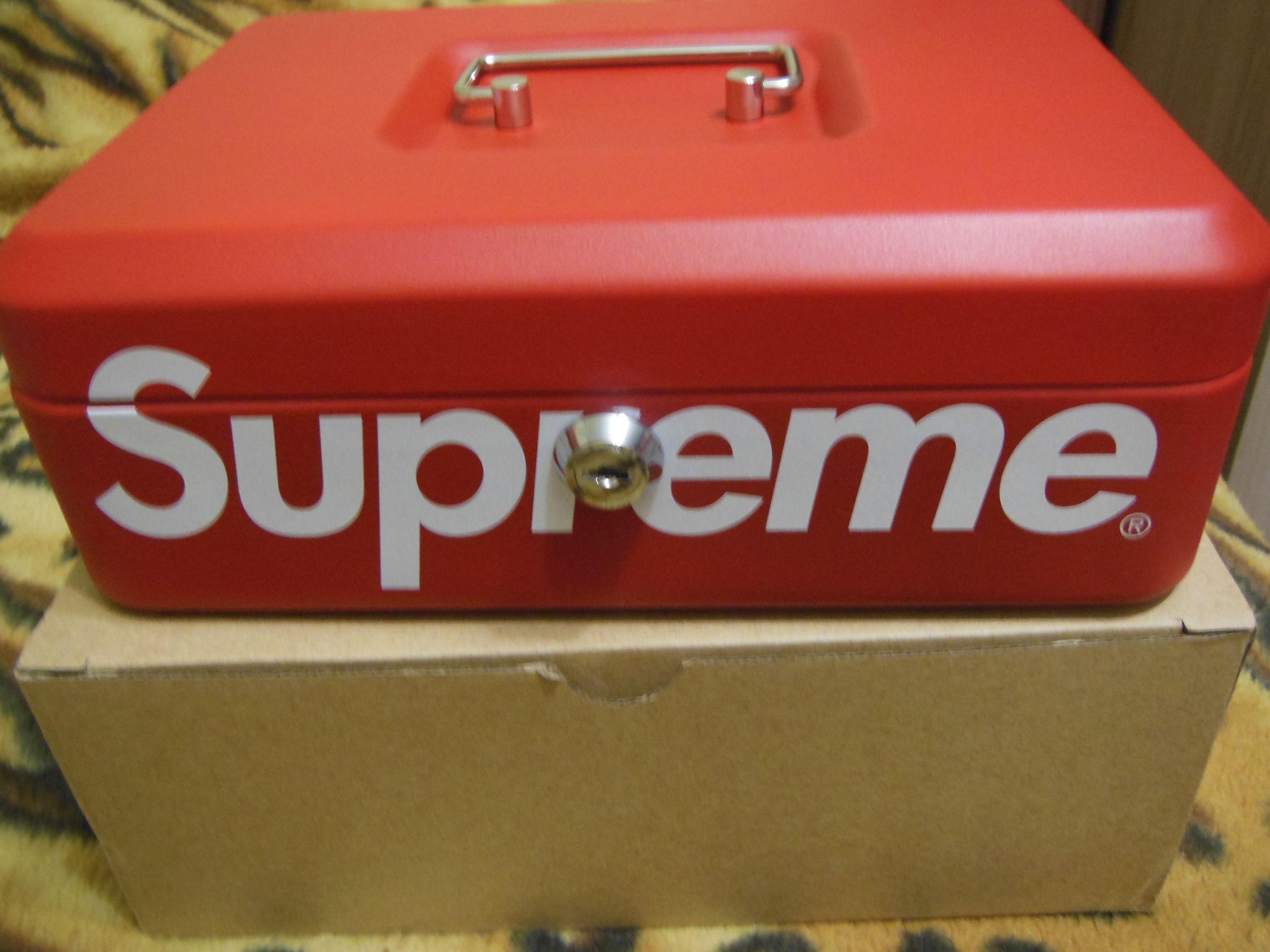 Supreme Supreme Lock Box | Grailed