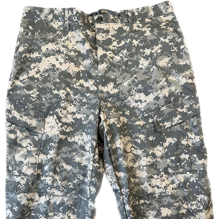 Military Military digital camo cargo pants Wide Leg | Grailed