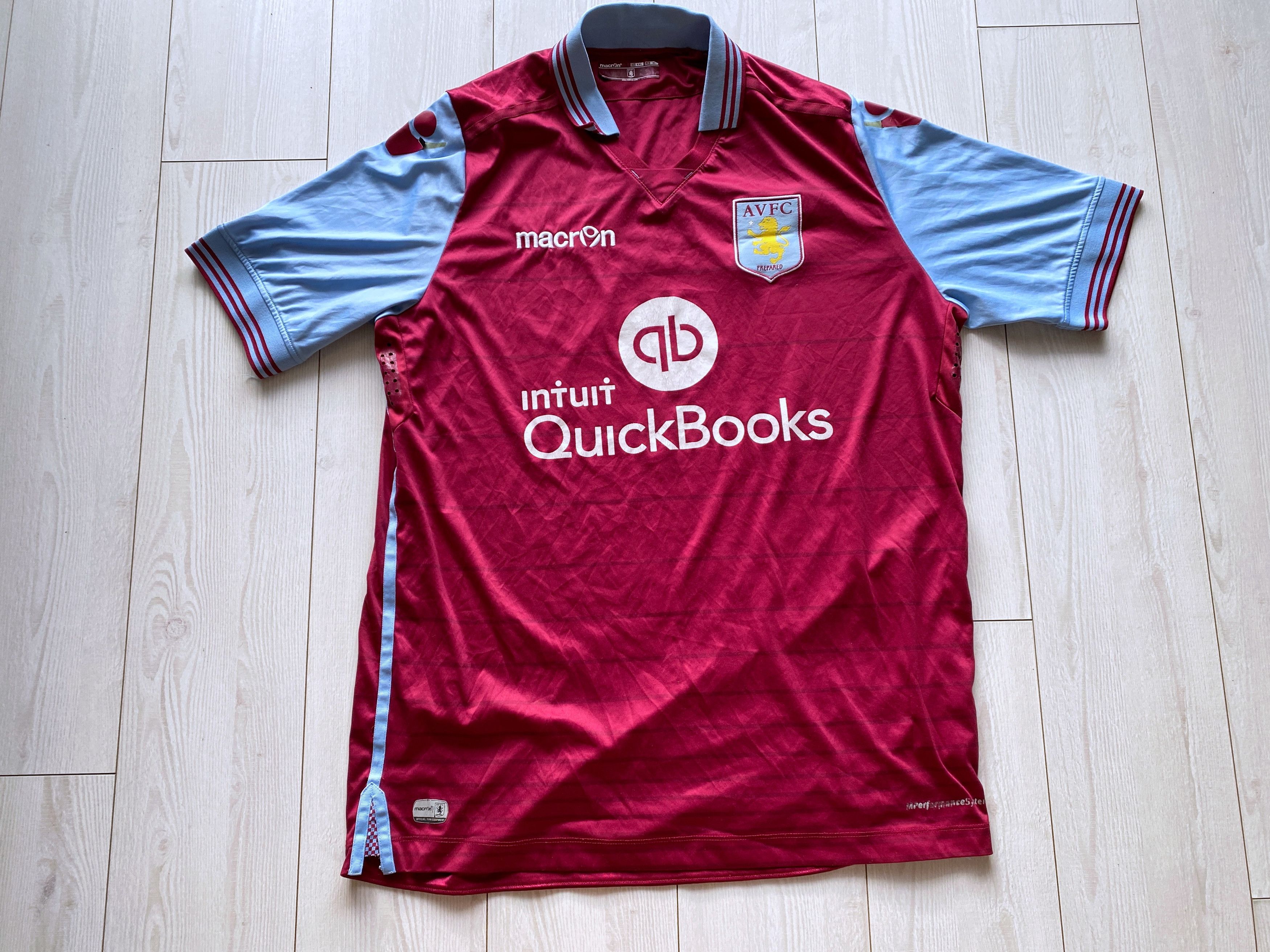 Macron × Vintage Aston Villa FC 2015 Football shirt Soccer Jersey AVFC ...
