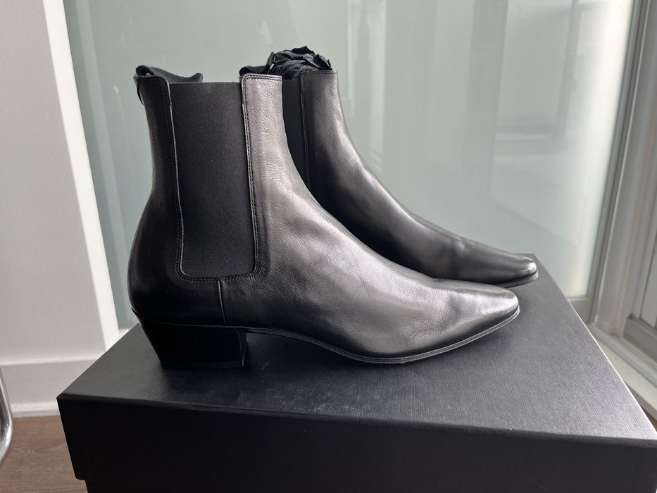 Saint Laurent Paris Saint Laurent Dylan Chelsea Boots Smooth Leather ... Saint Laurent Paris Saint Laurent Dylan Chelsea Boots Smooth Leather ...