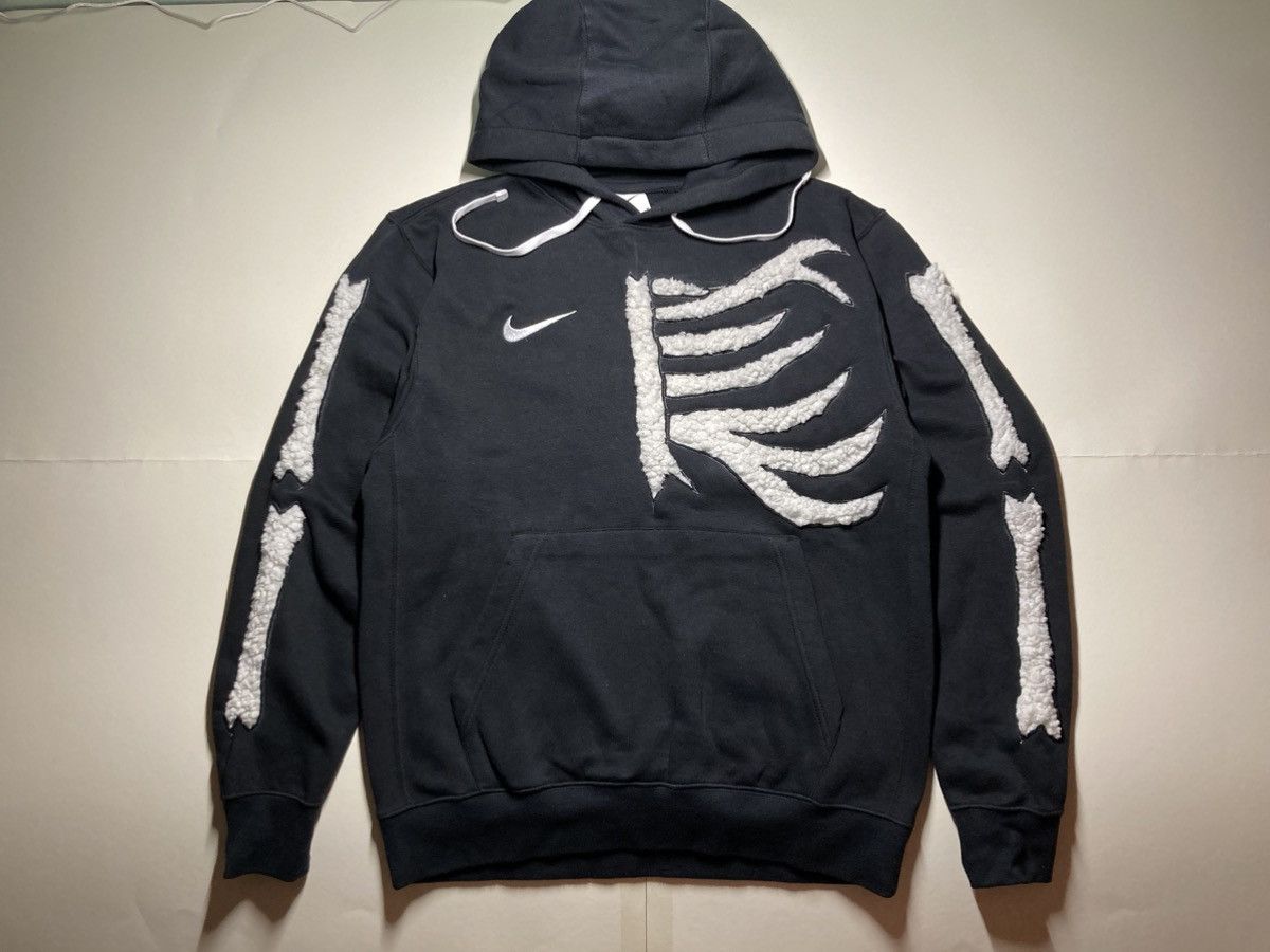 Nike nike vintage custom skeleton anatomy black hoodie rare y2k | Grailed