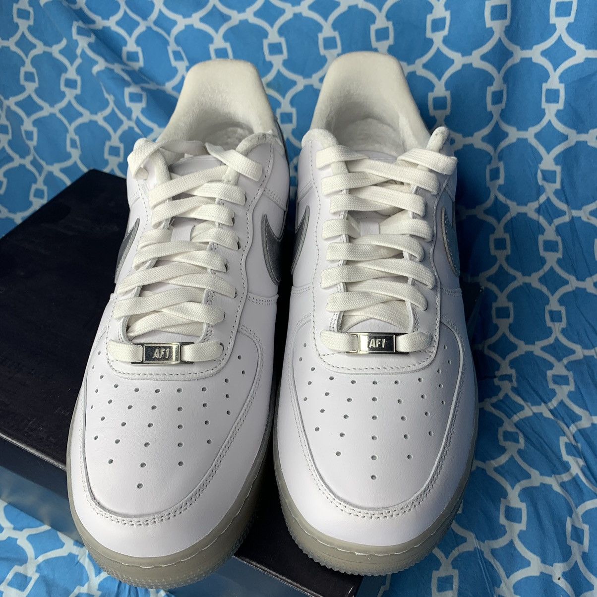 Nike Nike Men’s 10 Air Force 1 ‘07 premium white metallic silver | Grailed