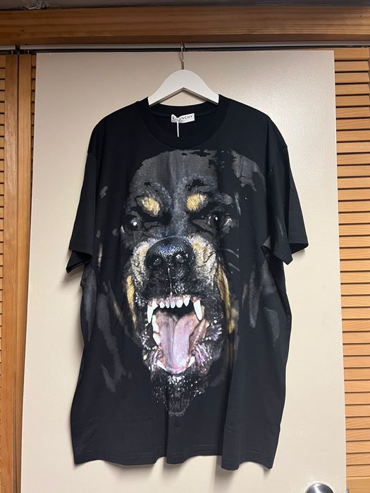 Givenchy Rottweiler Oversized Tee in Black | Grailed