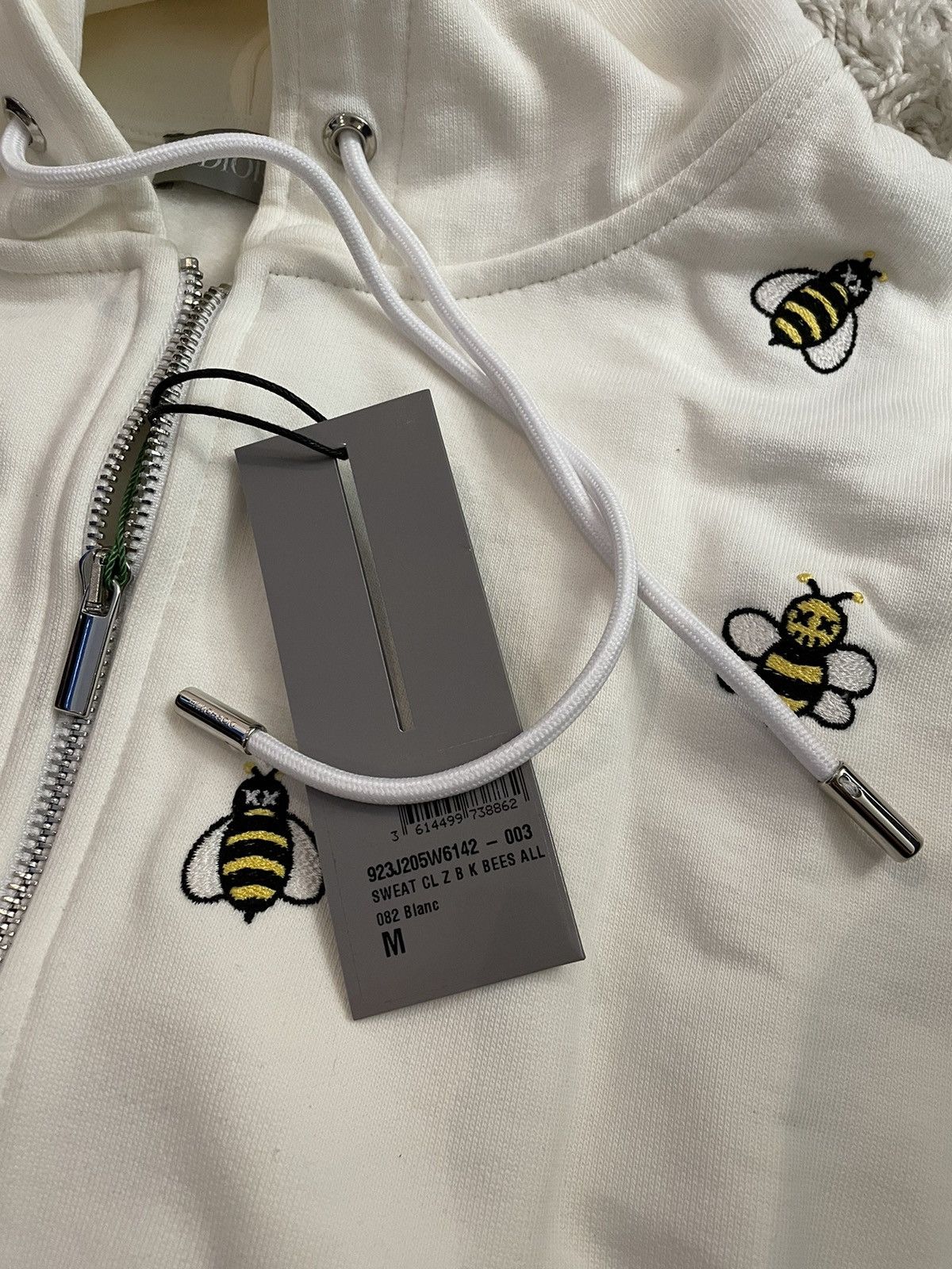 Dior DIOR X KAWS BEES WHITE ZIP UP SWEATER HOODIE SIZE MEDIUM M | Grailed