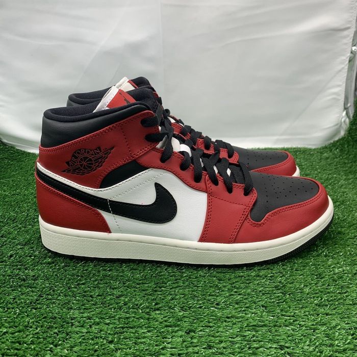 Nike Air Jordan 1 Mid Chicago Black Toe 554724-069 Size 9 No Box | Grailed