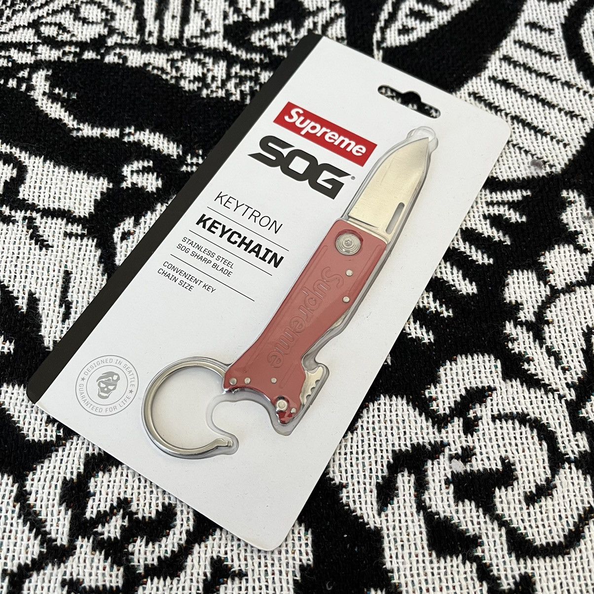 Supreme FW18 Supreme SOG Keytron Folding Knife Red Box Logo | Grailed