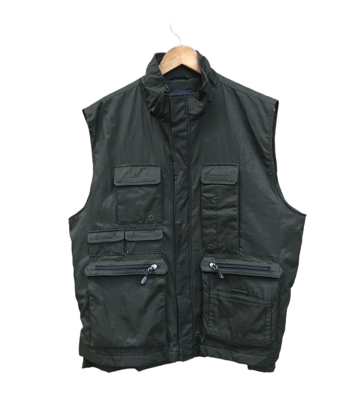 20471120 × Beauty Beast × Gap GAP TACTICAL VEST JACKET | Grailed