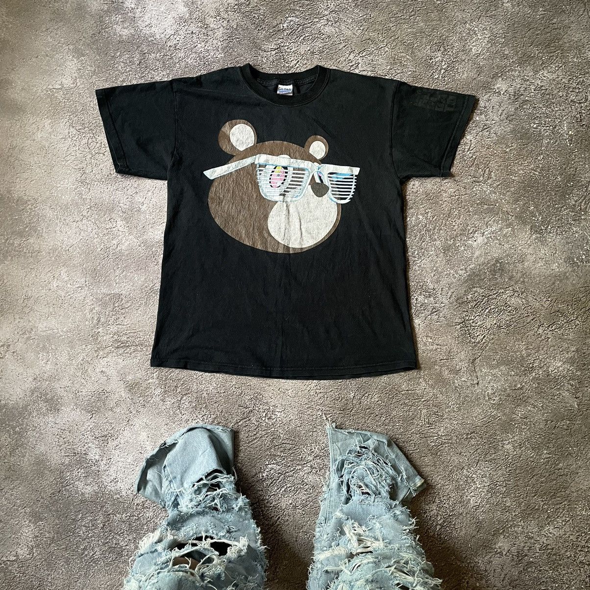 Kanye West Kanye West Face Murakami Graduation 2007 Glow in Dark Tour ...