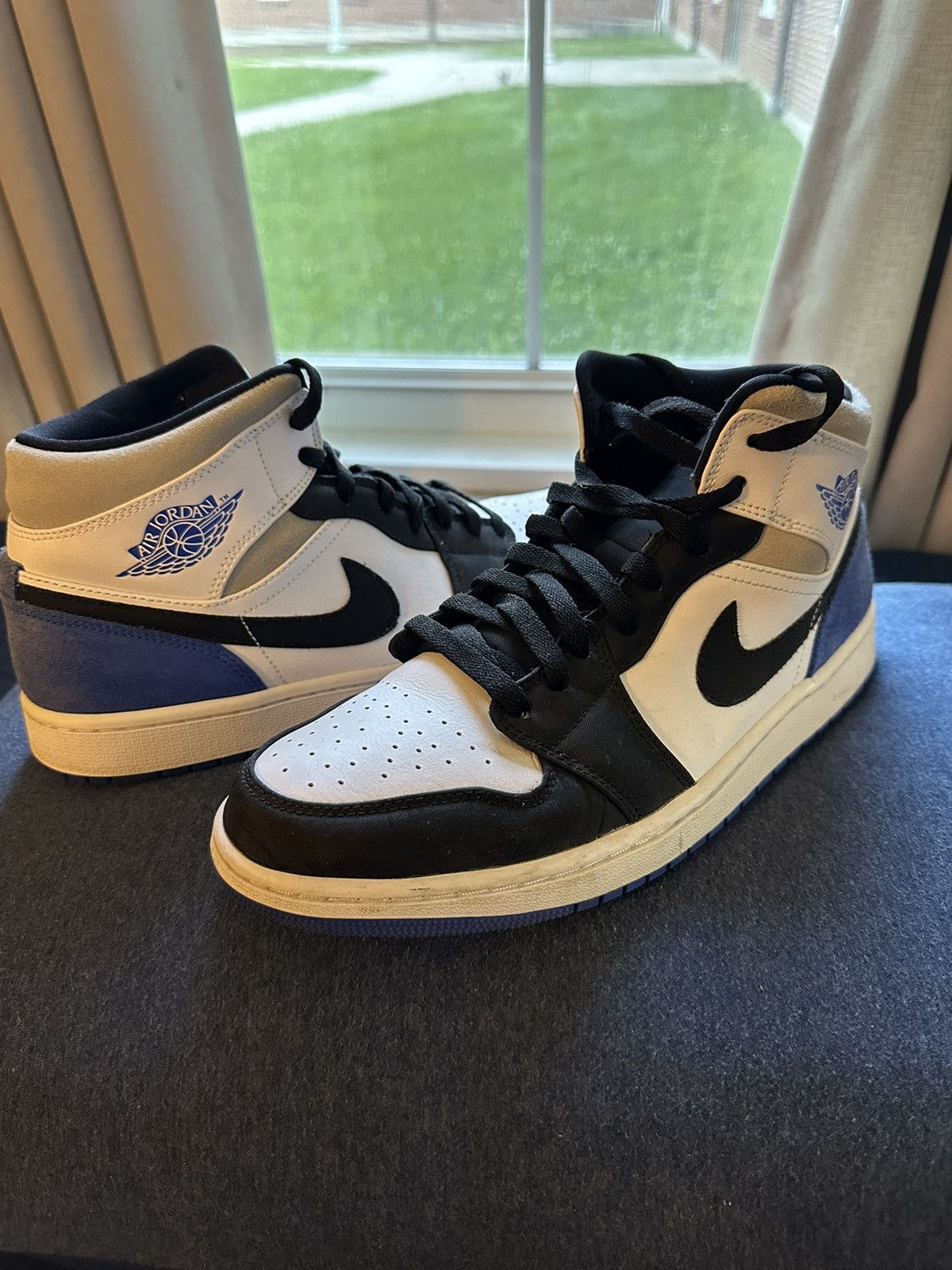 Jordan Brand × Nike Jordan I Mid SE Crown Royal | Grailed