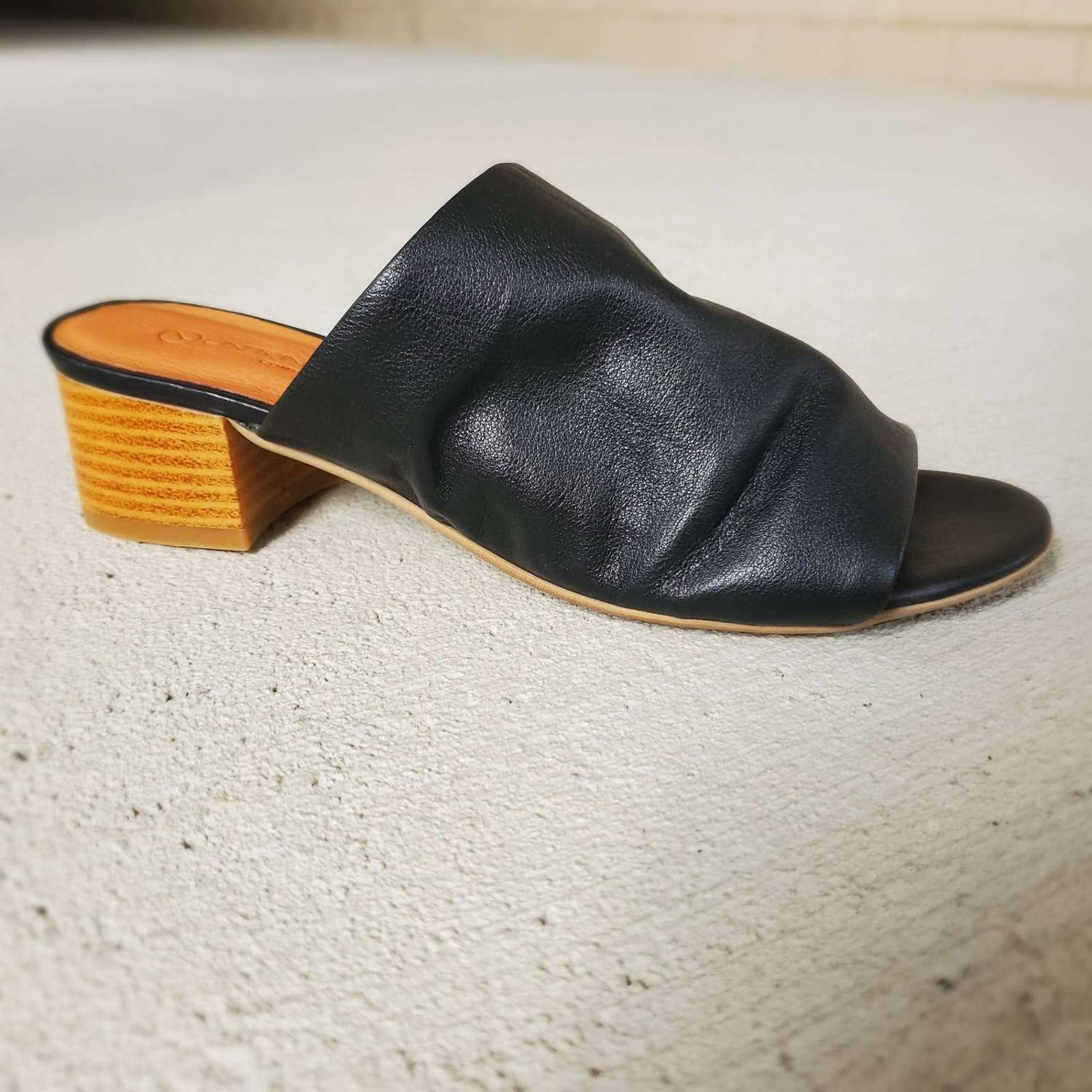 Designer UNITY IN DIVERSITY Bonita Slide Sandal In Black Leather | Grailed