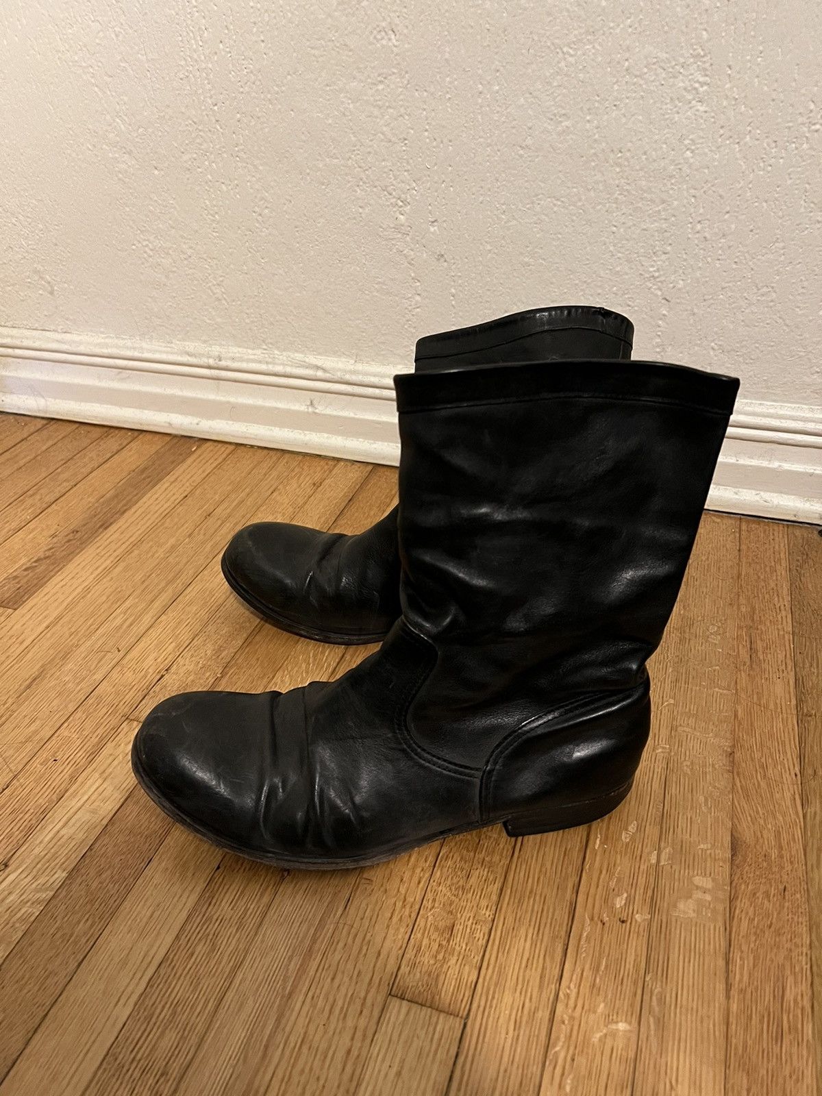 Attachment × Kazuyuki Kumagai Attachment Attachment leather pull on ...